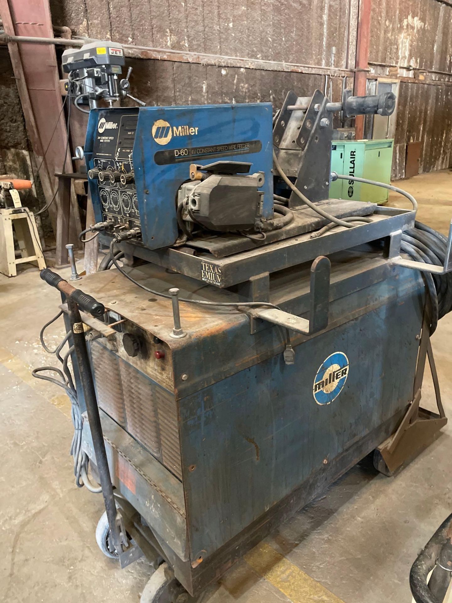 Miller Delta Weld 650 Welding Power Source, with Miller D-60 Wire ...