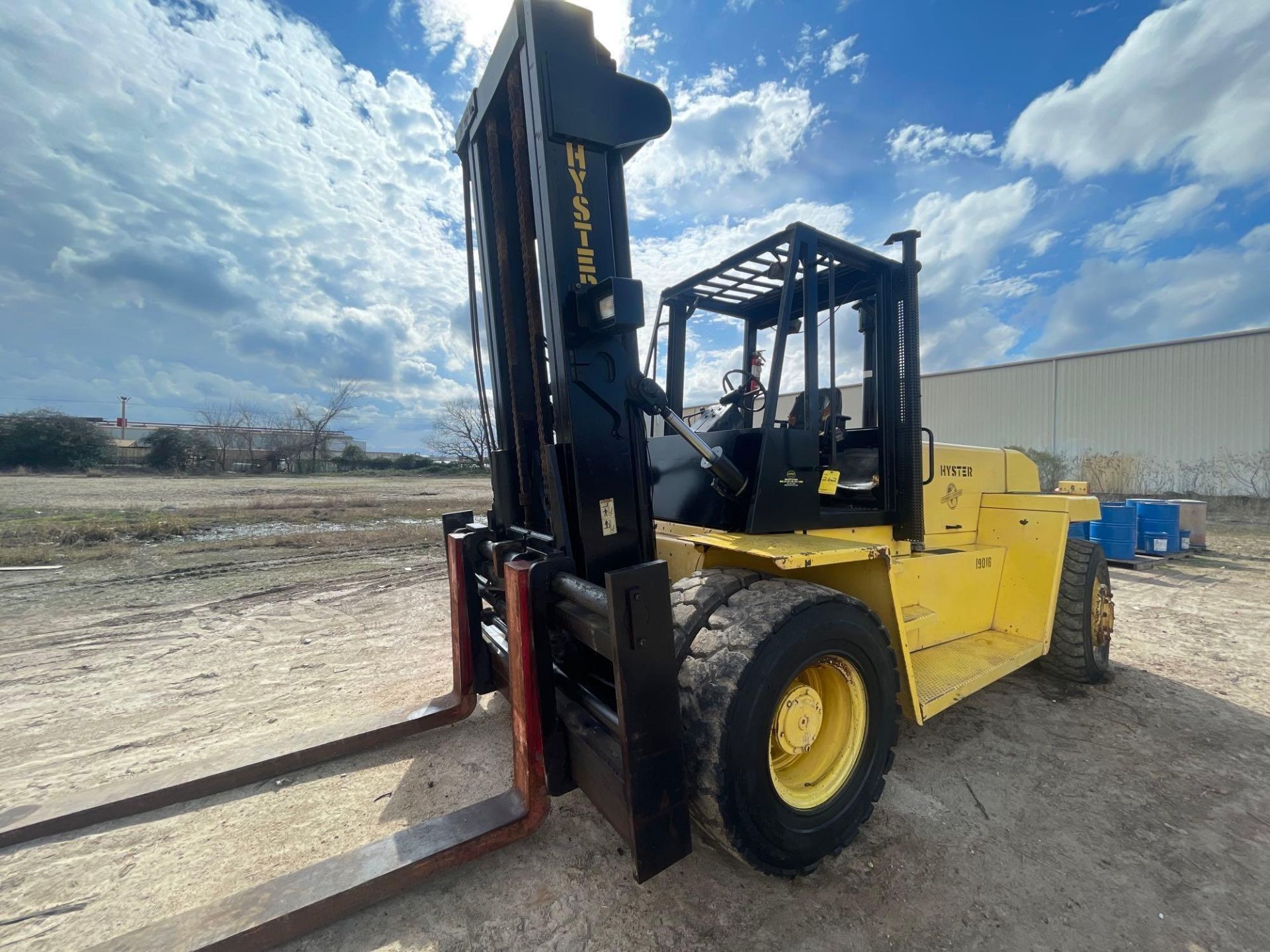 36,000 Lb. Hyster Forklift Model H360XL Diesel Forklift, 2175 hours on ...