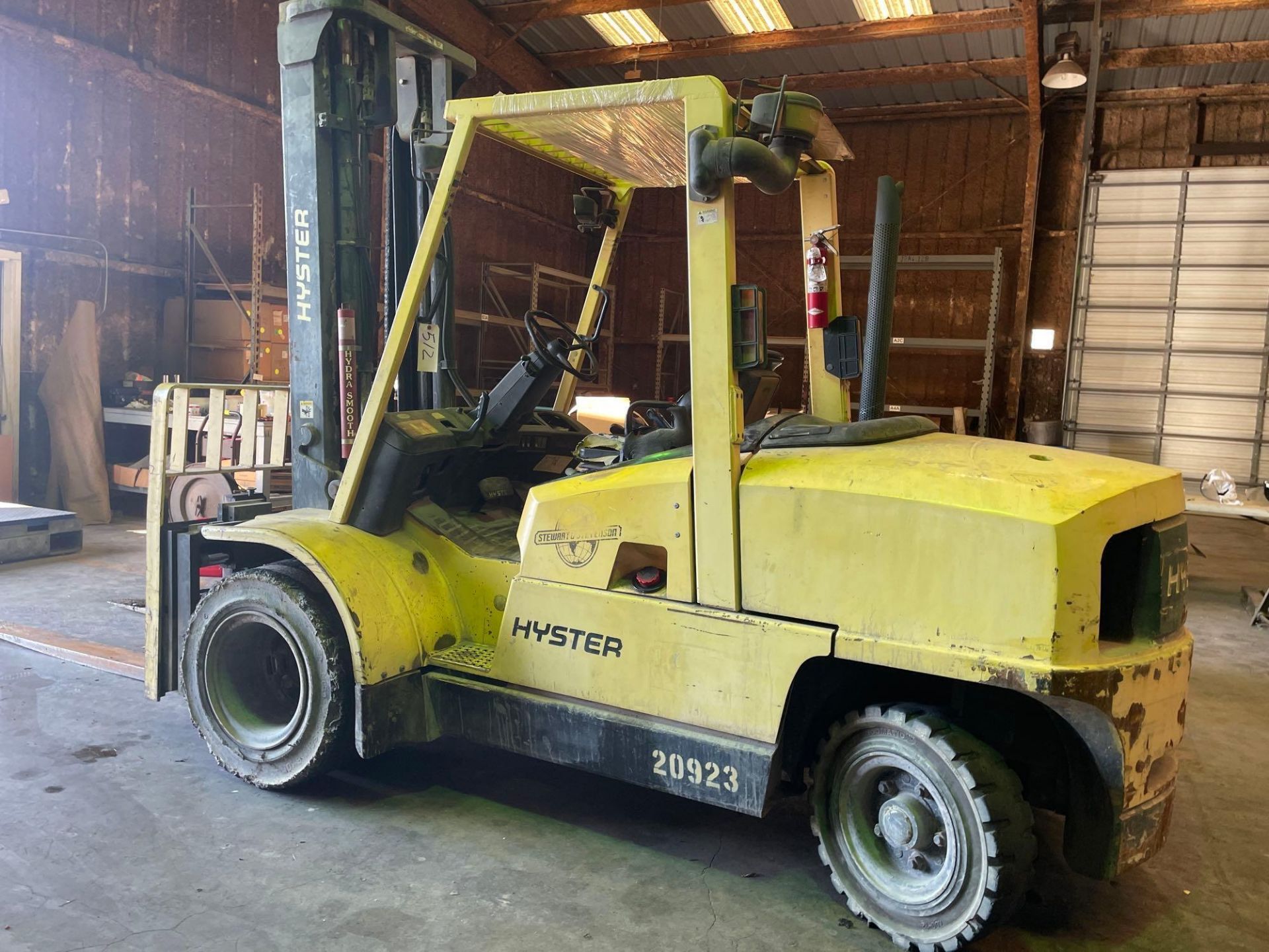 10,000 Lb. Hyster Forklift Model H100XM, clear view mast, side shift ...