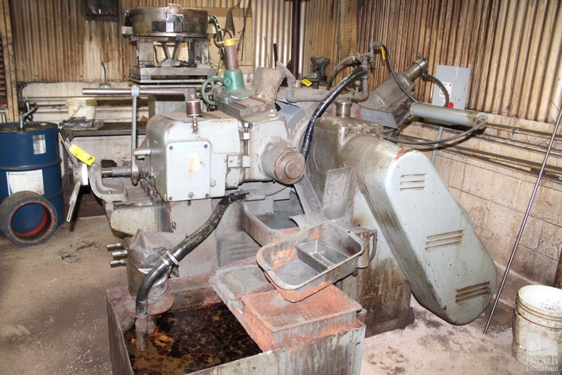 CINCINNATI NO. 2 CENTERLESS GRINDER, S/N 2M2H1J-229, WITH HYDRAULIC AND ...