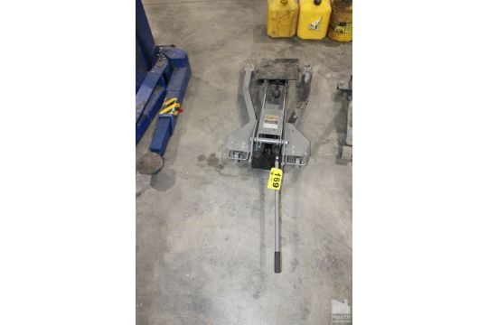 PITTSBURG LOW PROFILE TRANSMISSION JACK 2000 LB CAPACITY