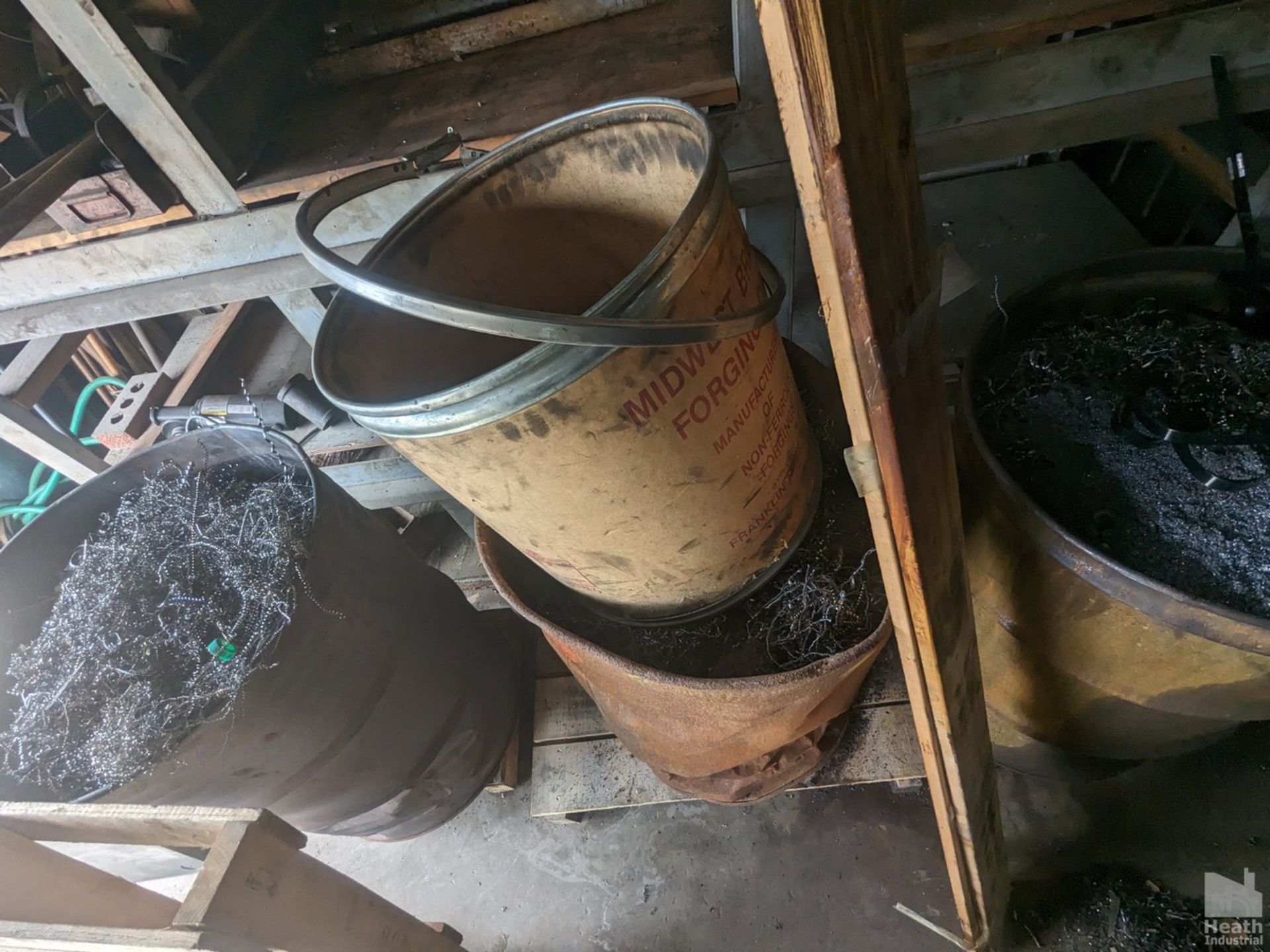 (8) DRUMS OF ASSORTED SCRAP METAL