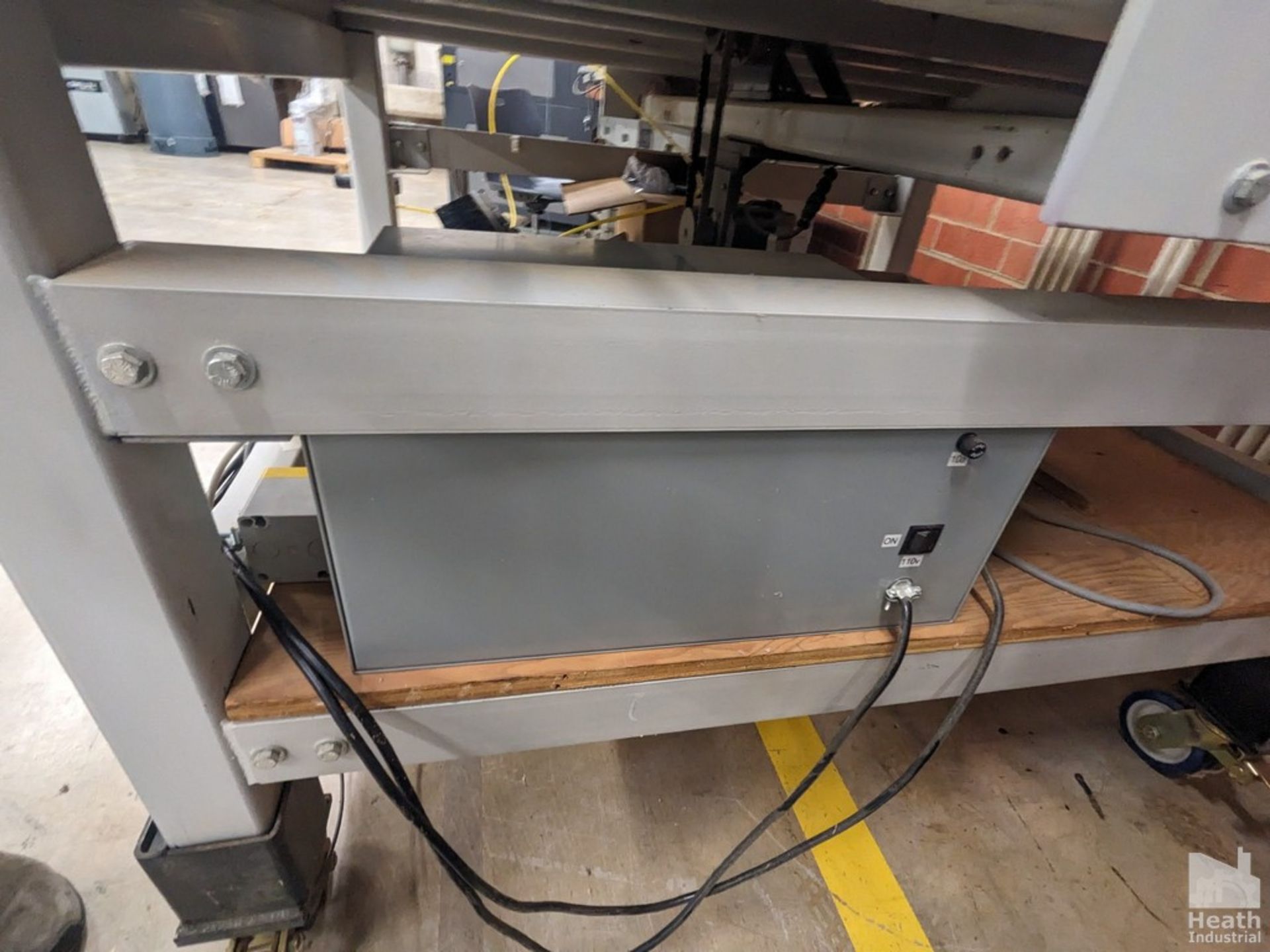 SABRE MODEL 3636 CNC WOOD ROUTER WITH PORTABLE TABLE Loading Fee :$100