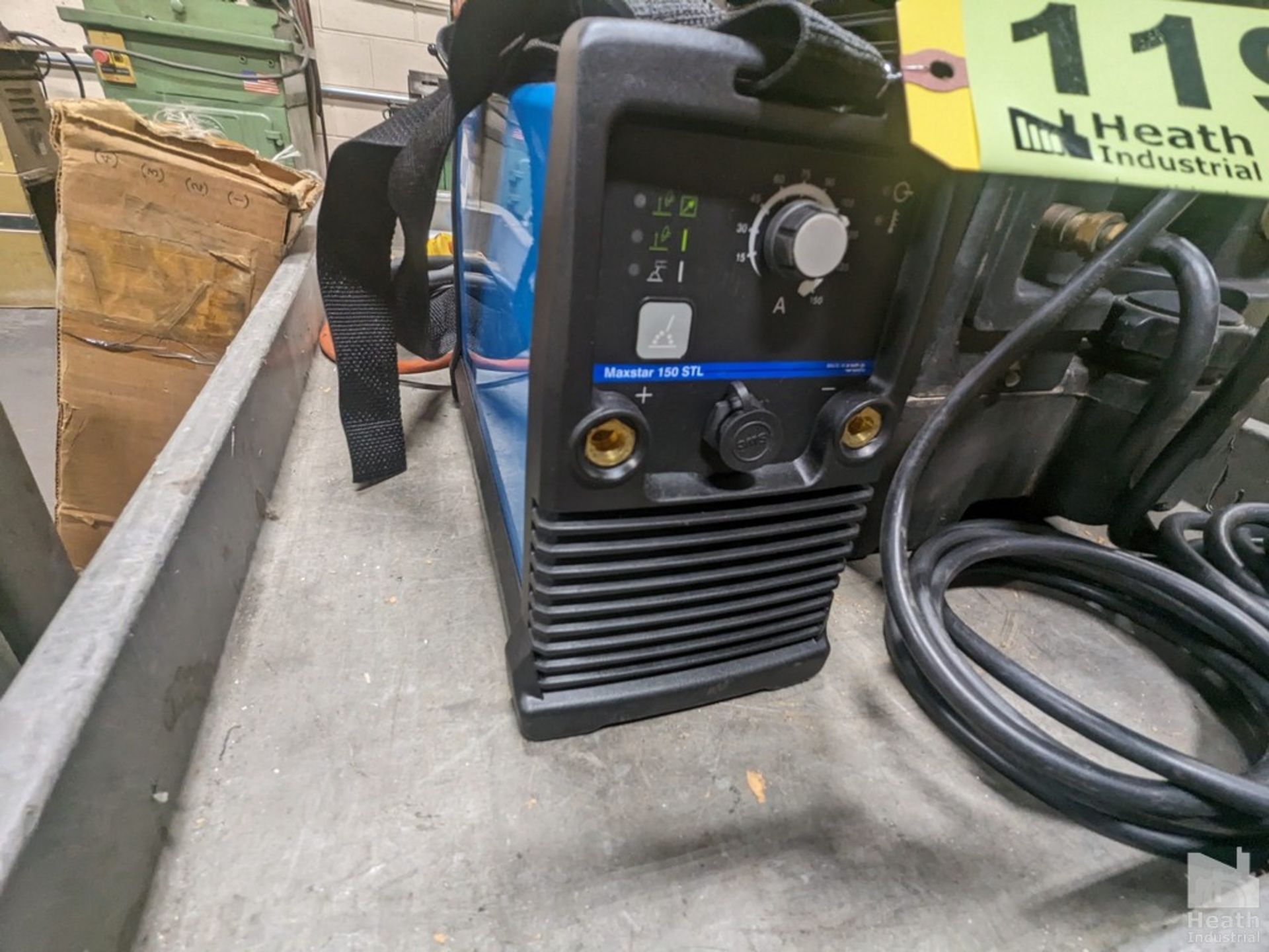 MILLER MAX STAR 150 STL SUITCASE WELDER WITH CASE