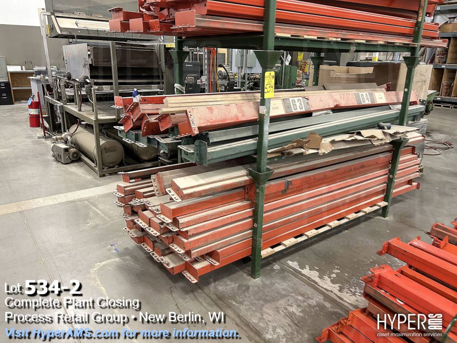 Rack with 10' and 9' pallet racking cross beams apx 98 and with wire ...