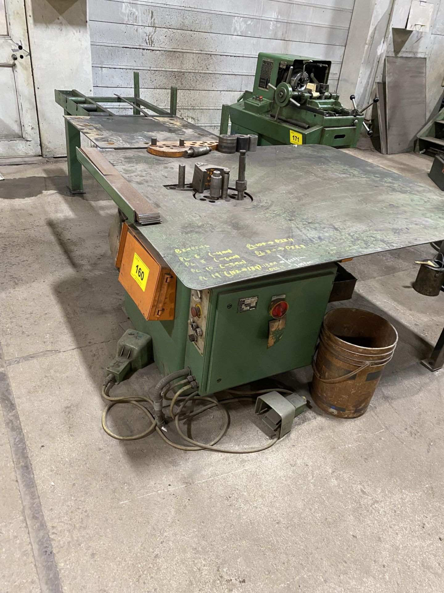 PEDDINGHAUS HYDRAULIC BENDER MODEL 13501146281030 W/ CONVEYOR (RIGGING ...