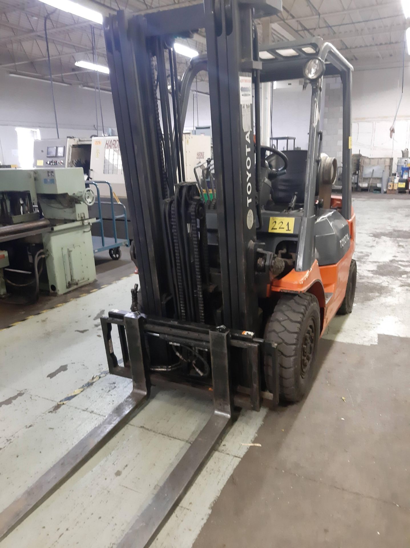 TOYOTA 42-7FG25 PROPANE FORKLIFT, 4,700LB CAP., 185” MAX LIFT, 3-STAGE ...