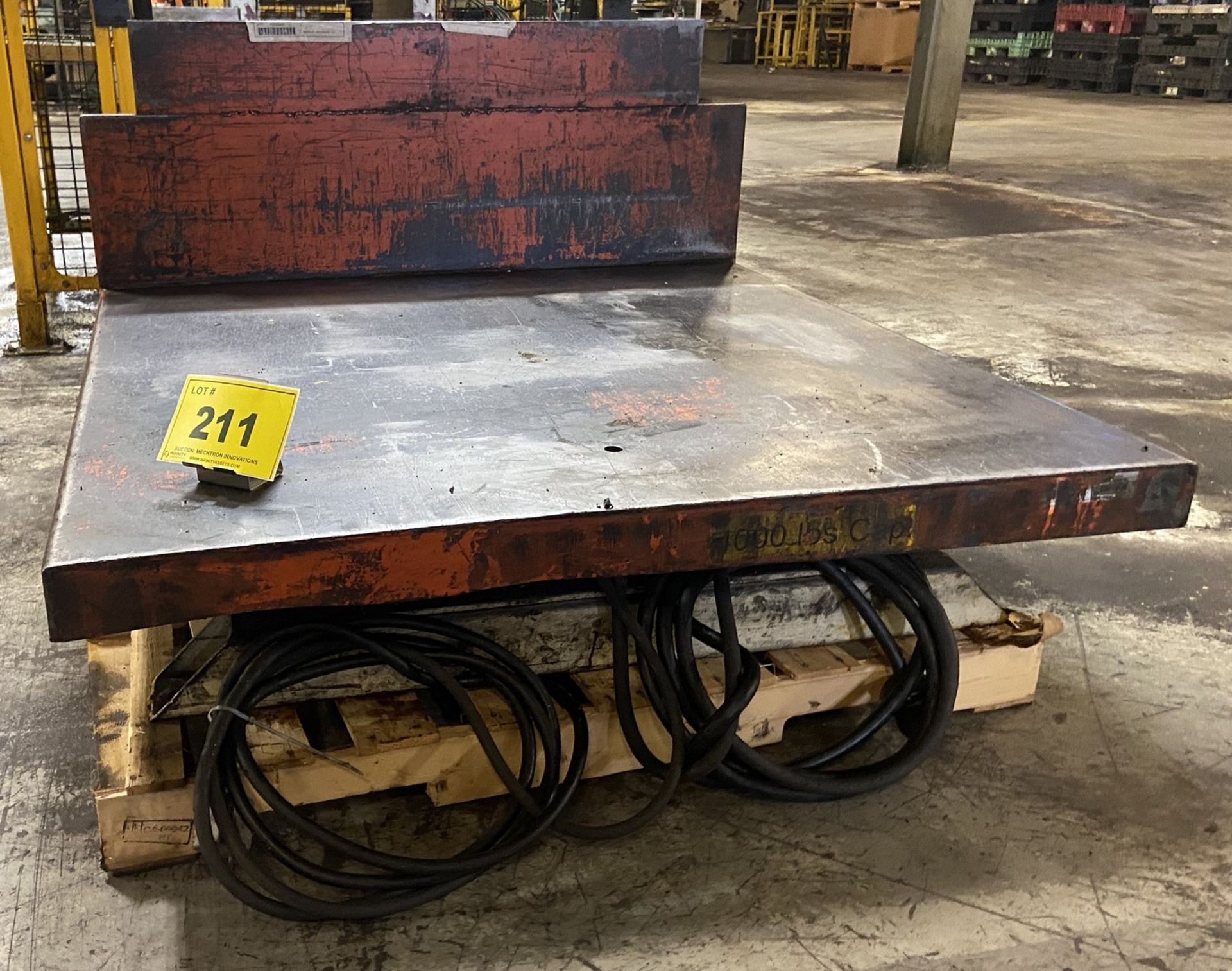 ELECTRIC POWERED BIN TIPPER, 50" X 50" BED, 4,000 LBS CAPACITY