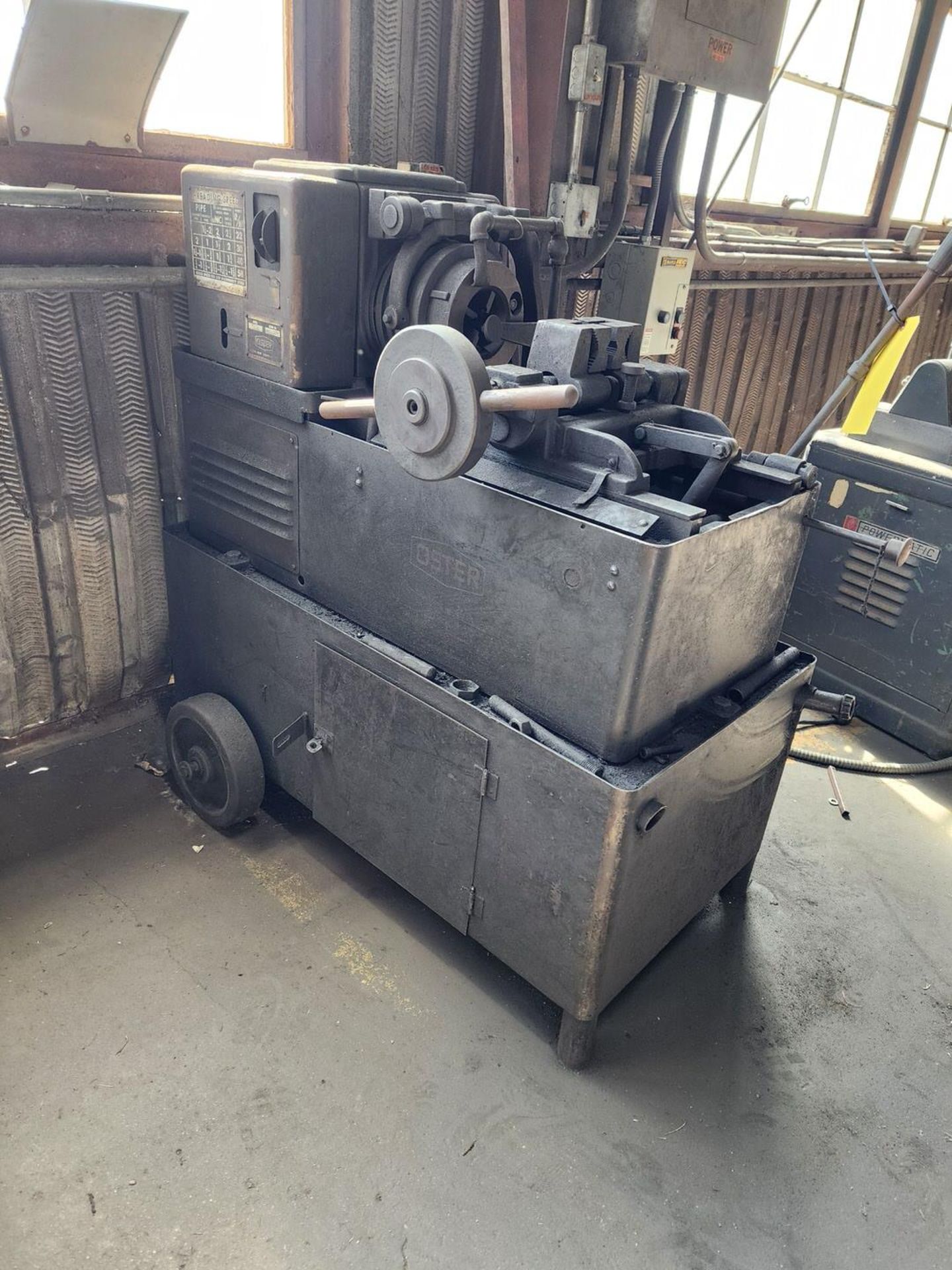 Oster 582A Threading Machine