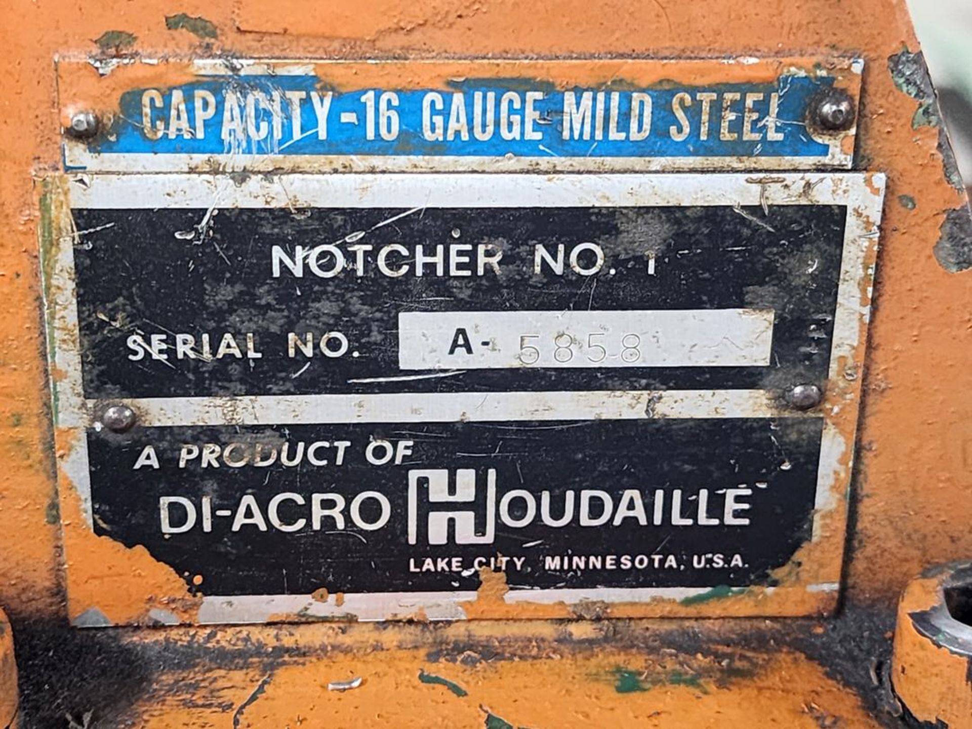 Houdaille Notcher 16ga. Cap. W/ Material Table