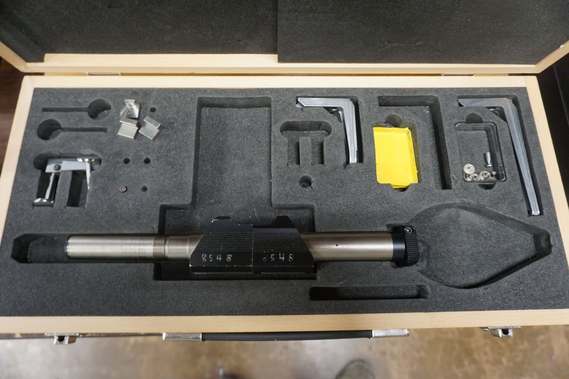 FOWLER UNIVERSAL GAGE SYSTEM W/ ACCESSORIES & EXTENSIONS AS SHOWN