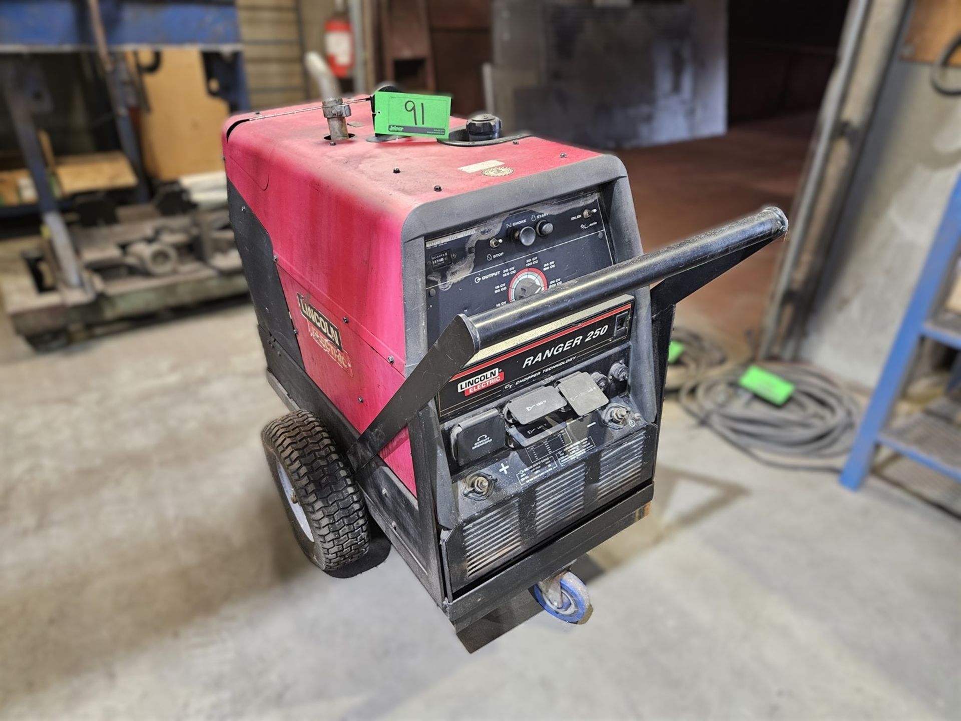 LINCOLN RANGER 250 PORTABLE GAS WELDER 3,215 HOURS