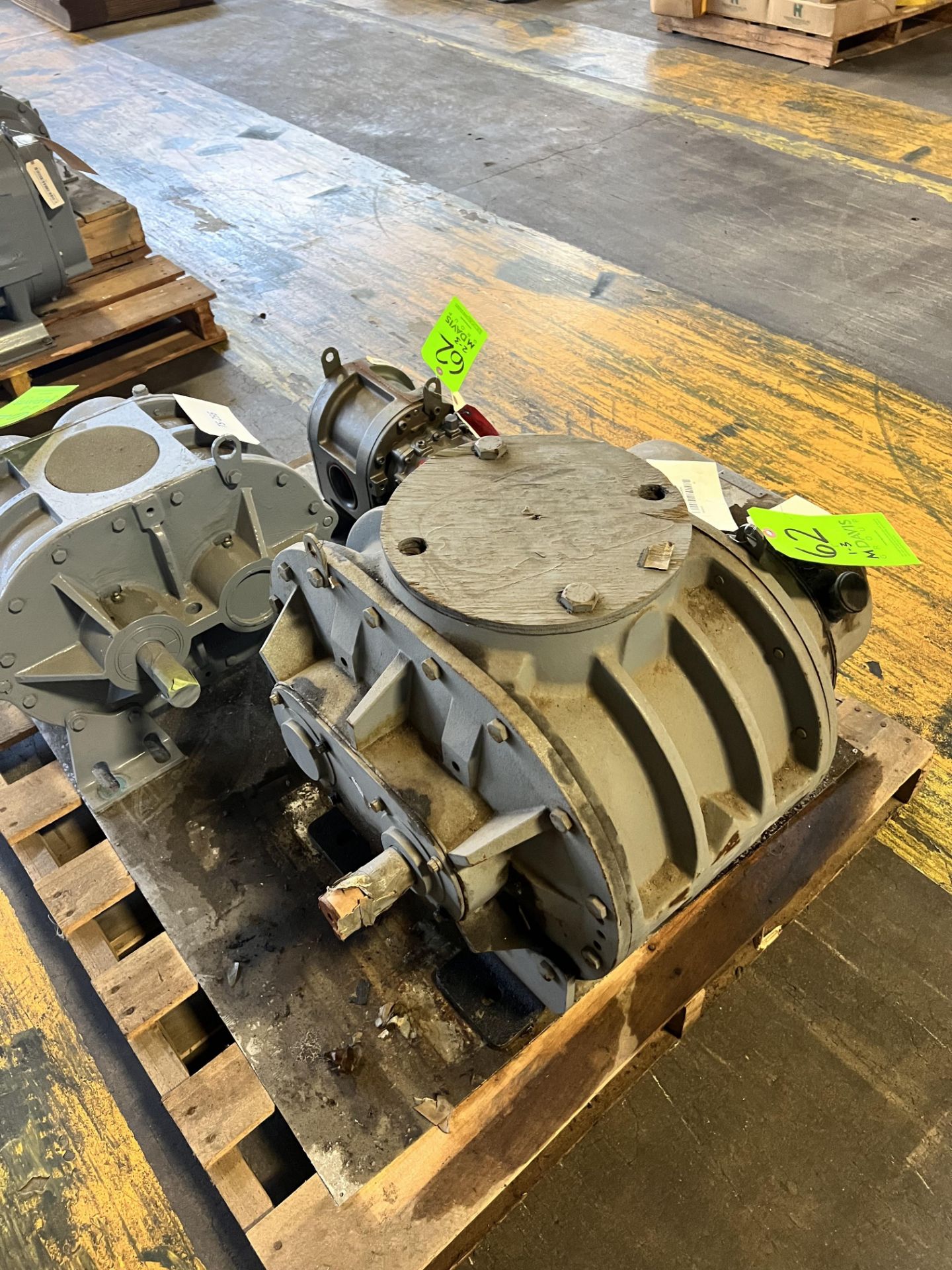 Mise Head For A Blower