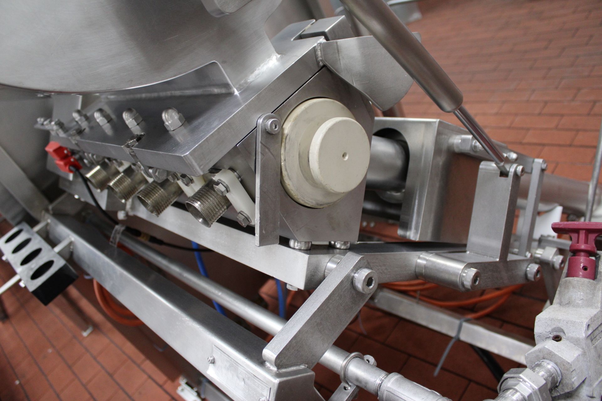 2018 RAQUE 4-WIDE ROTARY PISTON FILLER, MODEL 1269-66-1, S/N 1180092A ...