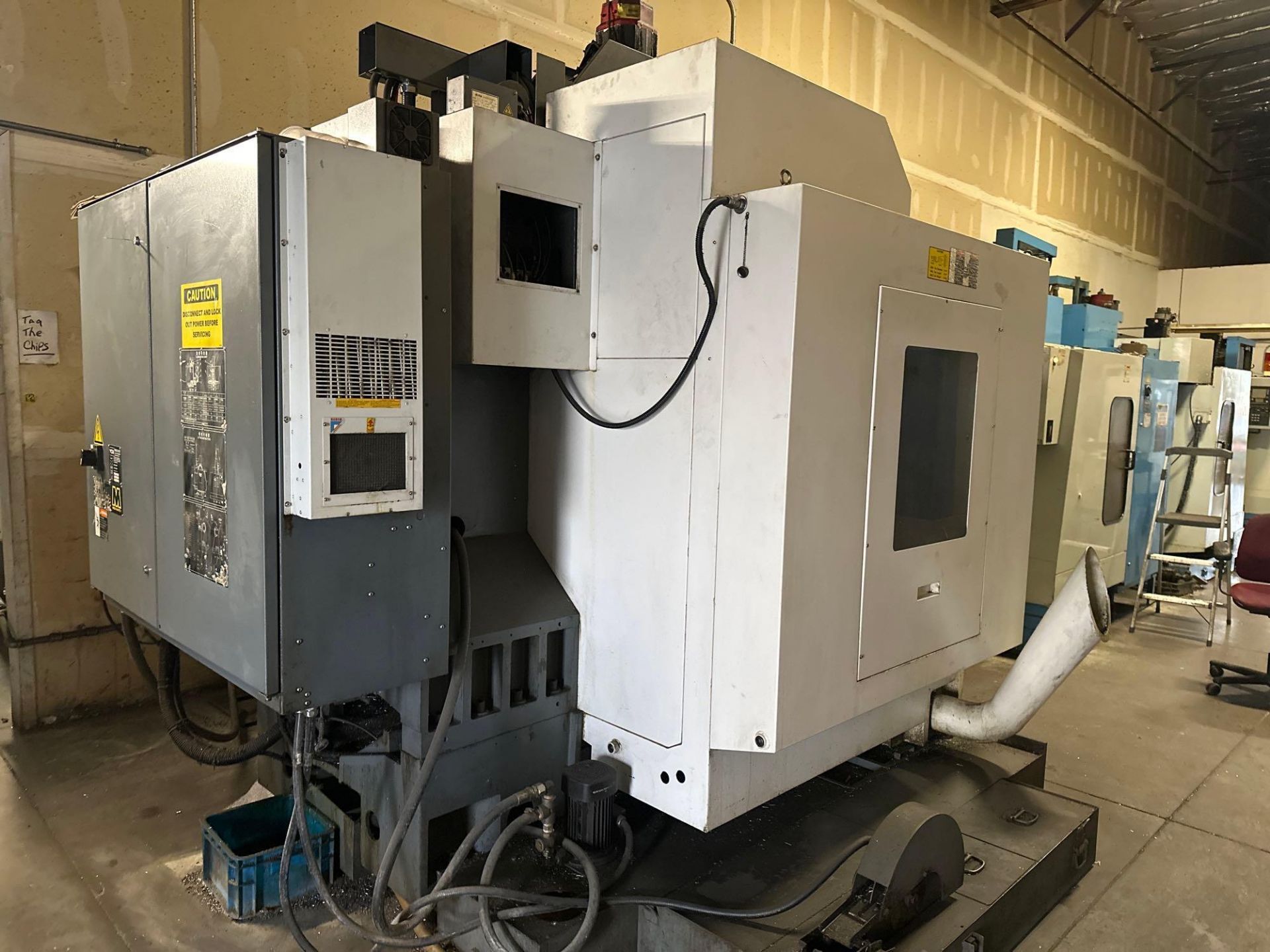 YCM XV1020A, 20 ATC, YCM Fanuc MXP-100FA Control, Chip Conveyor, s/n ...