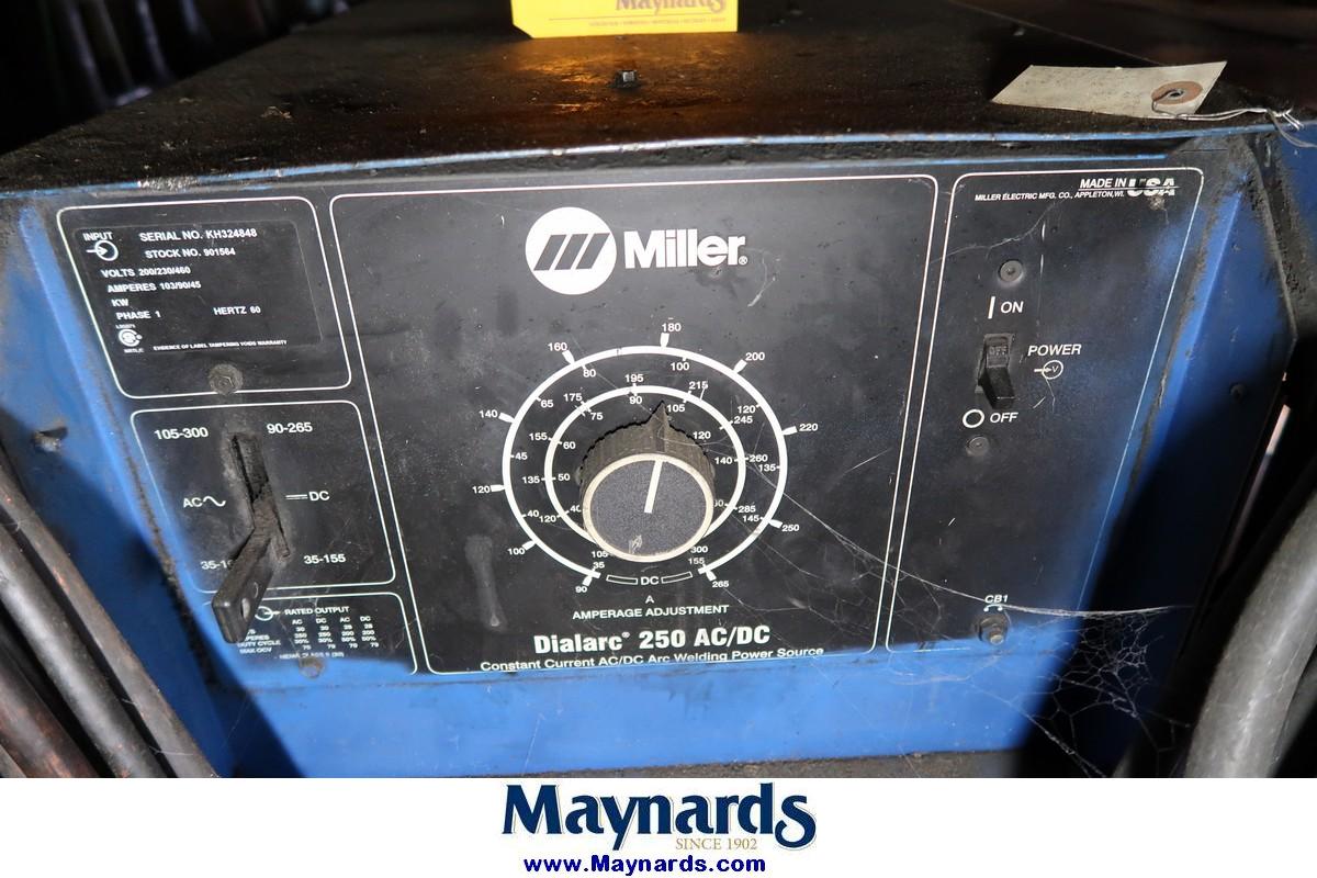 { Choice of lots: 363, 365 } Miller Dialarc 250 AC/DC Arc Welder S/N ...