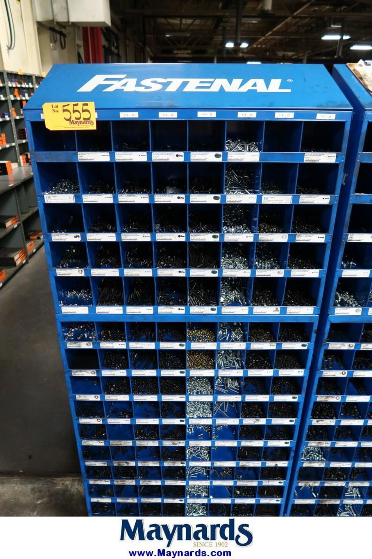 { Group of lots: 552, 553, 554, 555 (P) } Fastenal 112-Compartment Bolt ...