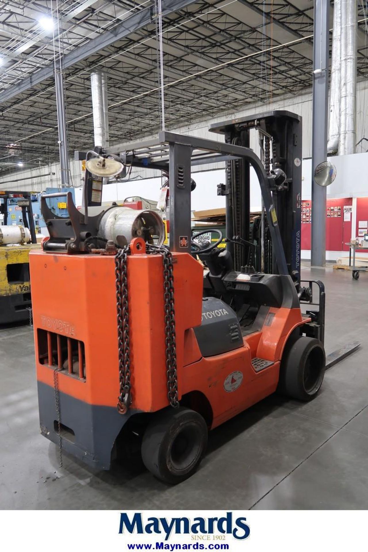 2007 Toyota 7FGCU45-BCS 8,850 Lb. Capacity LP Type Fork Lift 3-Stage ...