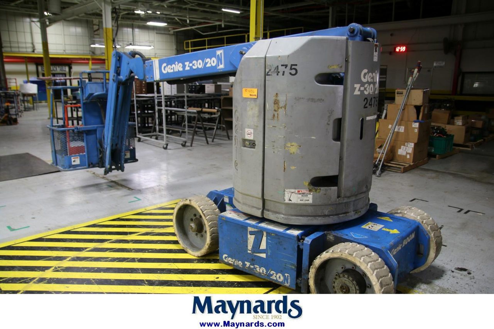 Genie Z-30/20 Boom Lift Solid Tires, 500lb Capacity, 36ft Lift Height ...