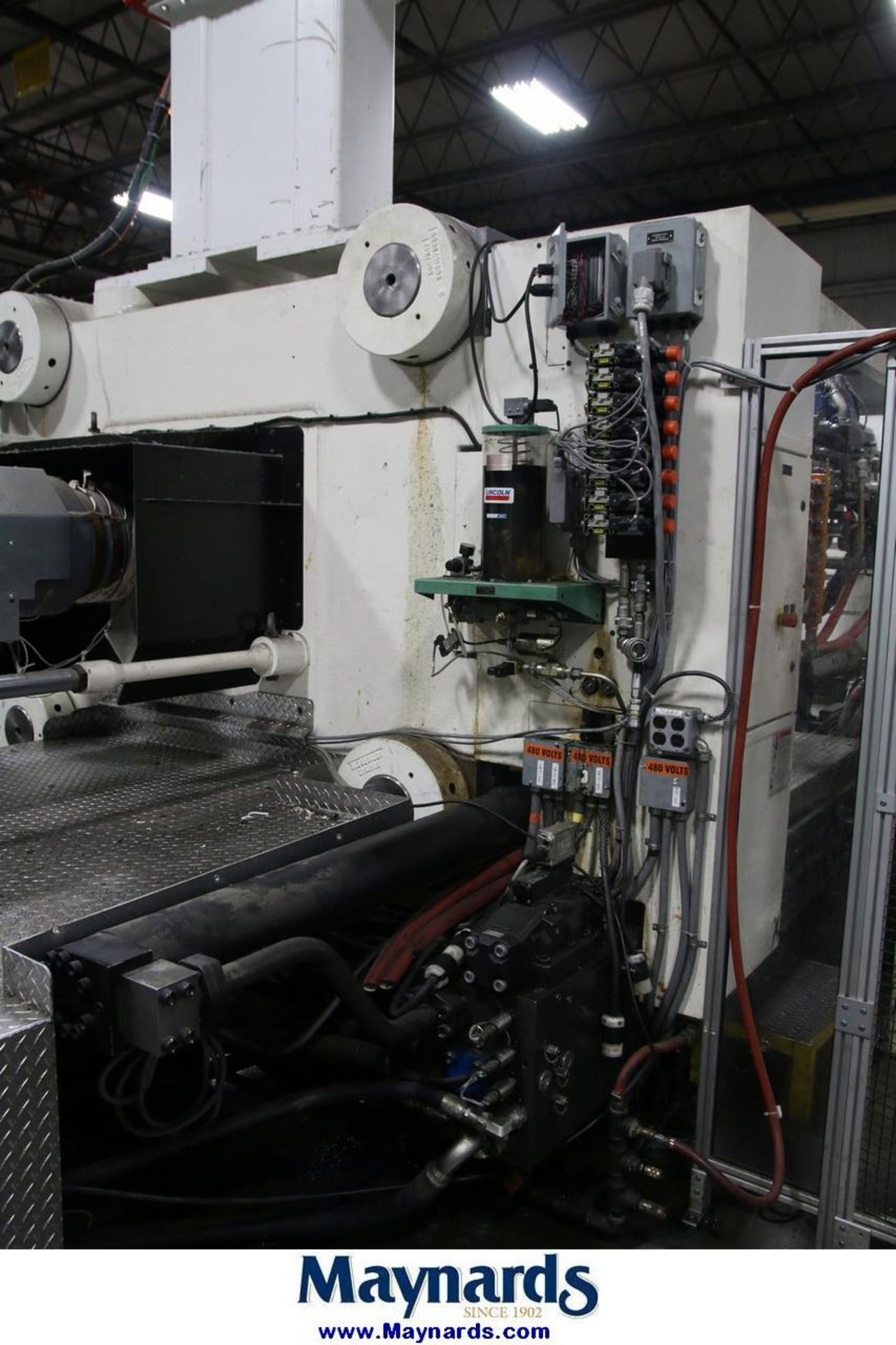 2015 Cincinnati Milacron Maxima 1100 Injection Molding Machine 1100 ...
