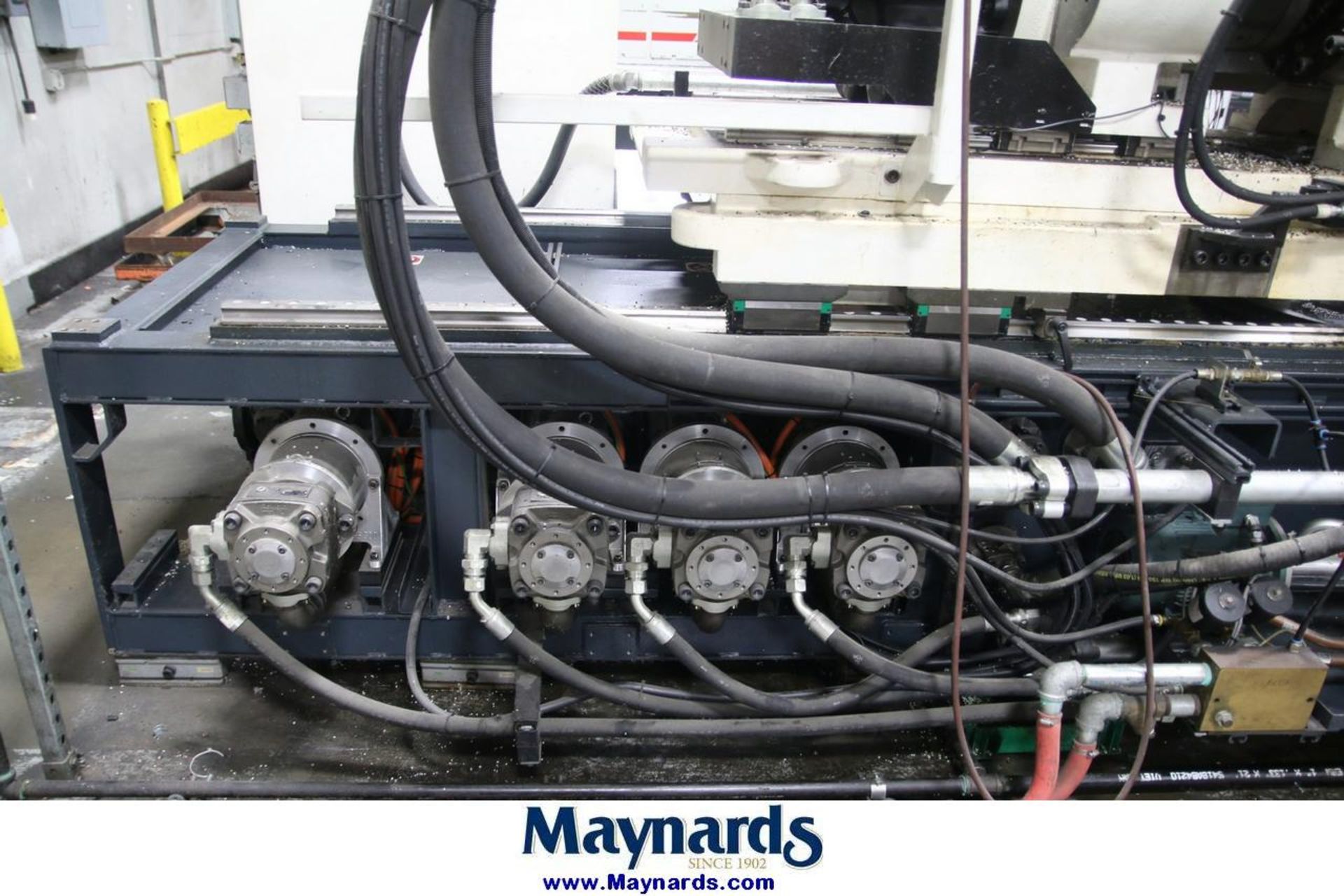 2015 Cincinnati Milacron Maxima 1100 Injection Molding Machine 1100 ...