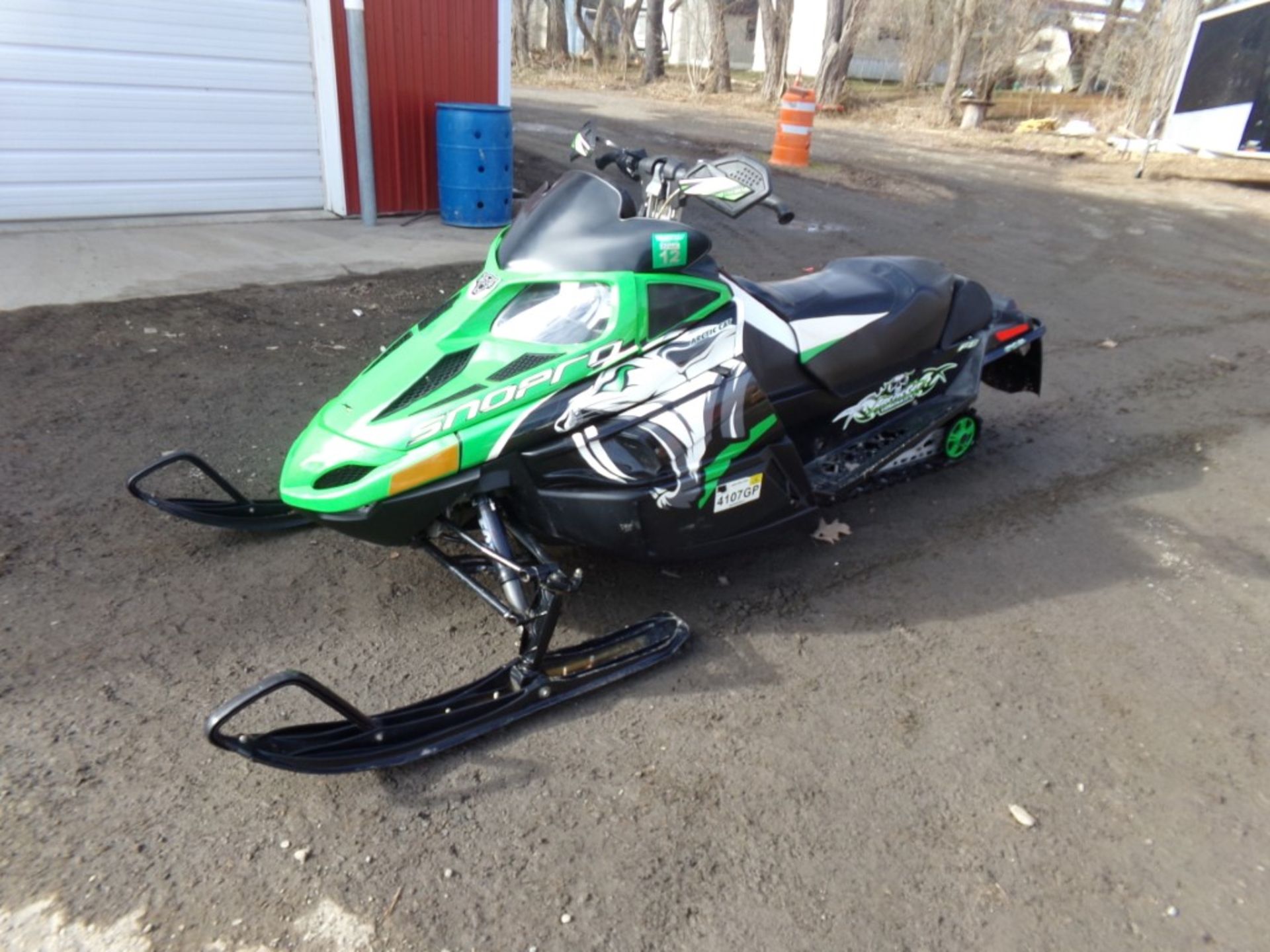 2010 Artic Cat F8 Snow Pro Snowmobile, Pull Start, Reverse, Hand ...