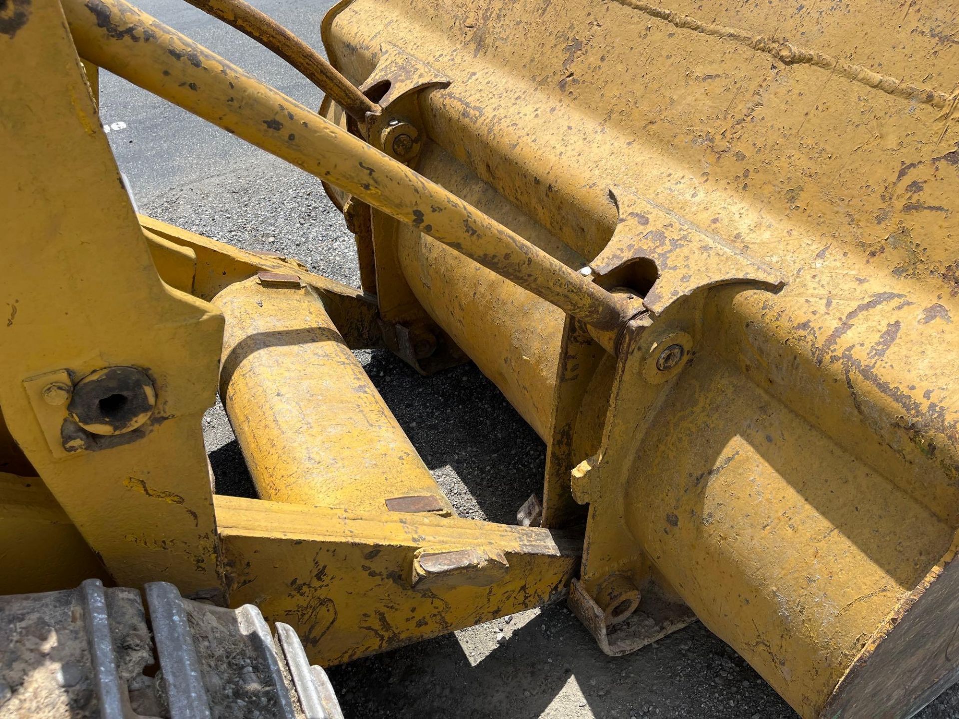 CAT 955K Crawler Loader, SN: 00171, Hours Showing: 1956, CAT Diesel ...
