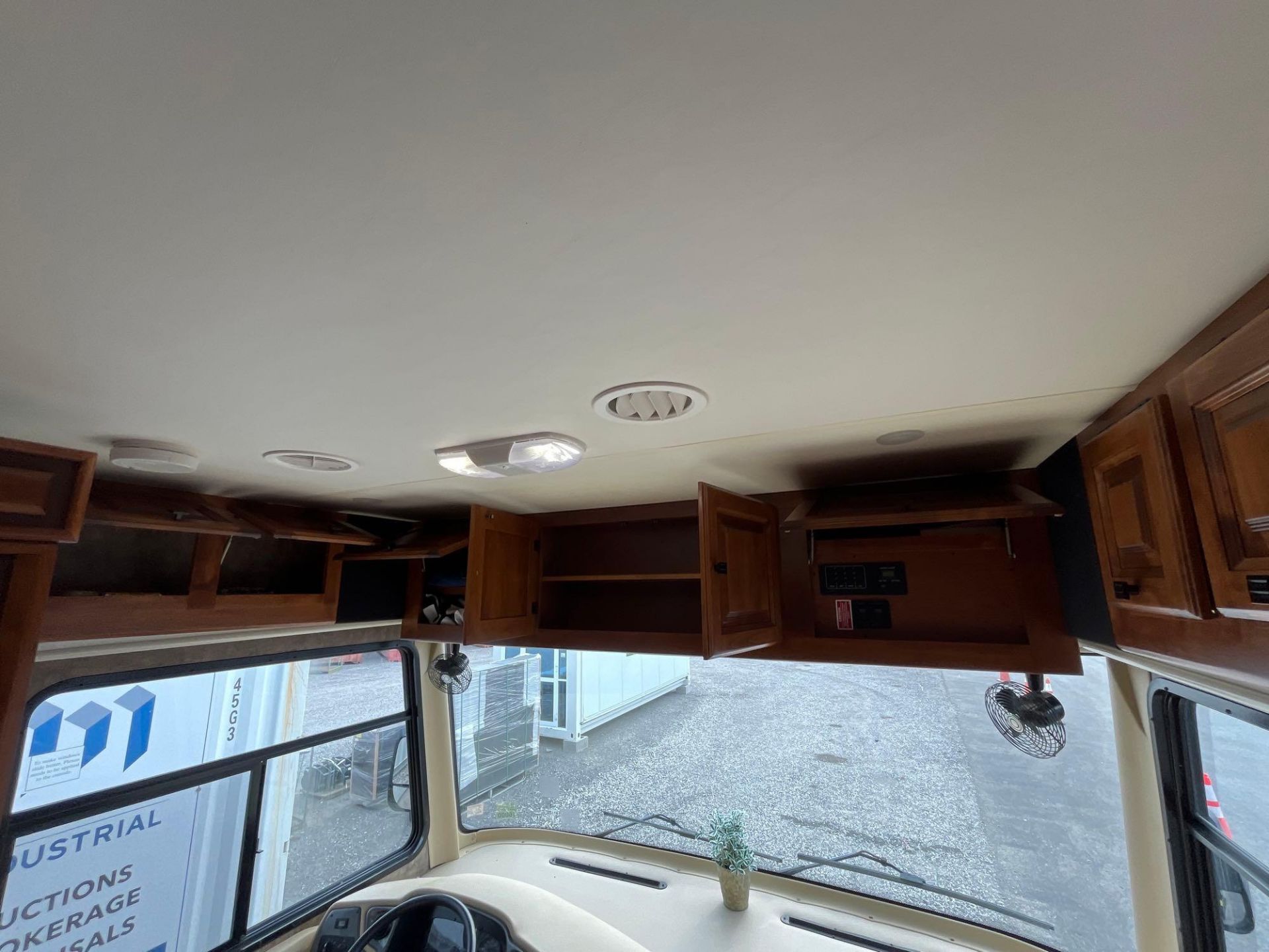 2012 Ford Super Duty F-53 Motorhome, VIN: 1F66F5DY9C0A01645, Miles ...
