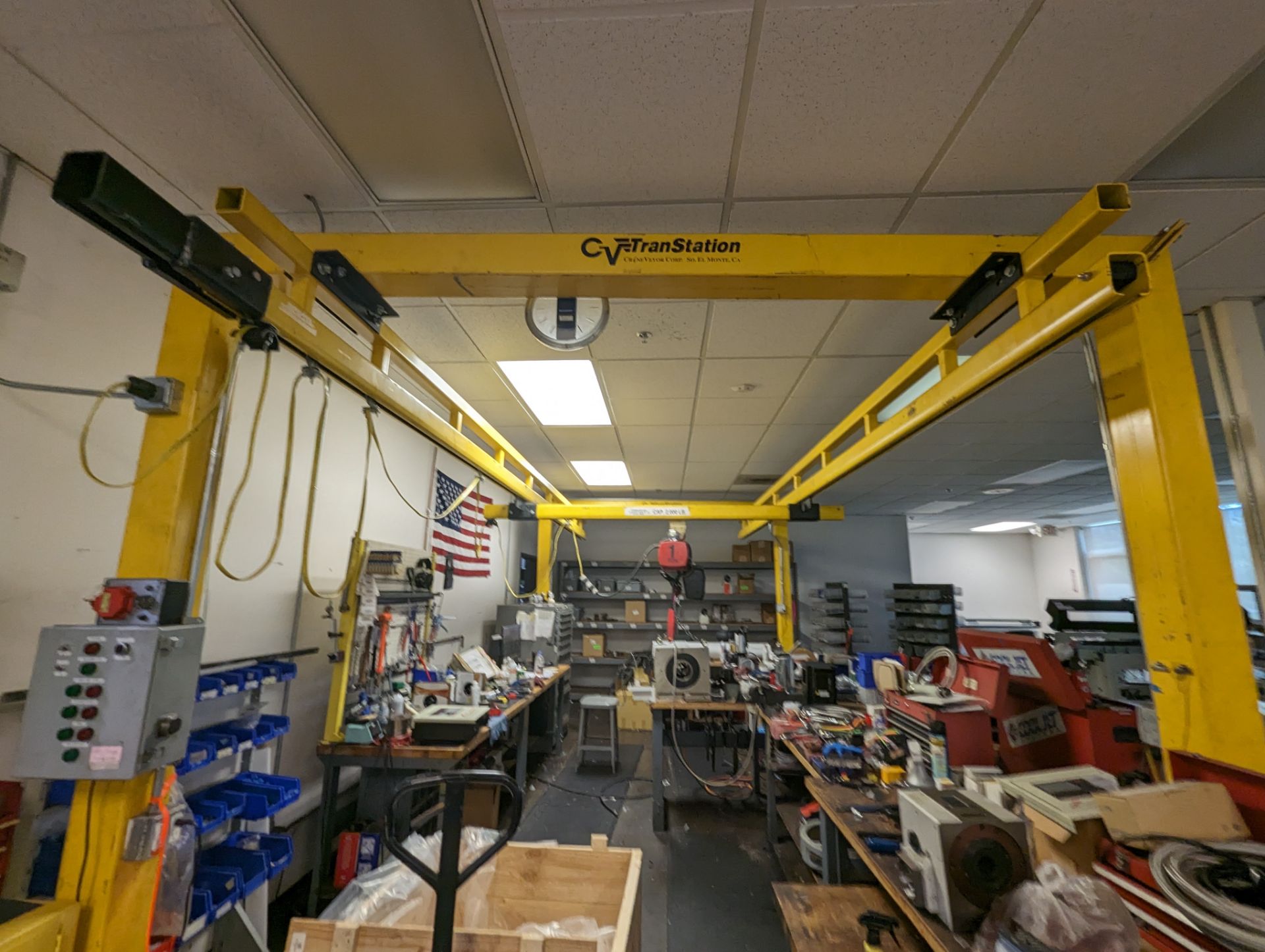 CRANEVEYOR TRANSTATION STAND ALONE BRIDGE CRANE 1 TON CAPACITY, WITH ...