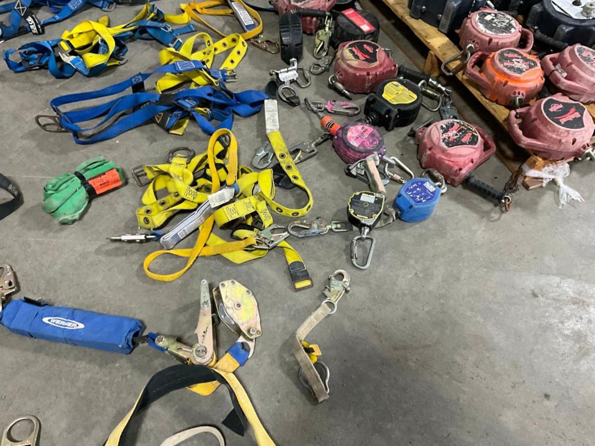 (10) DBI SALA Safety Equipment, (7) Rebel Protecta Safety Equipment, (6 ...