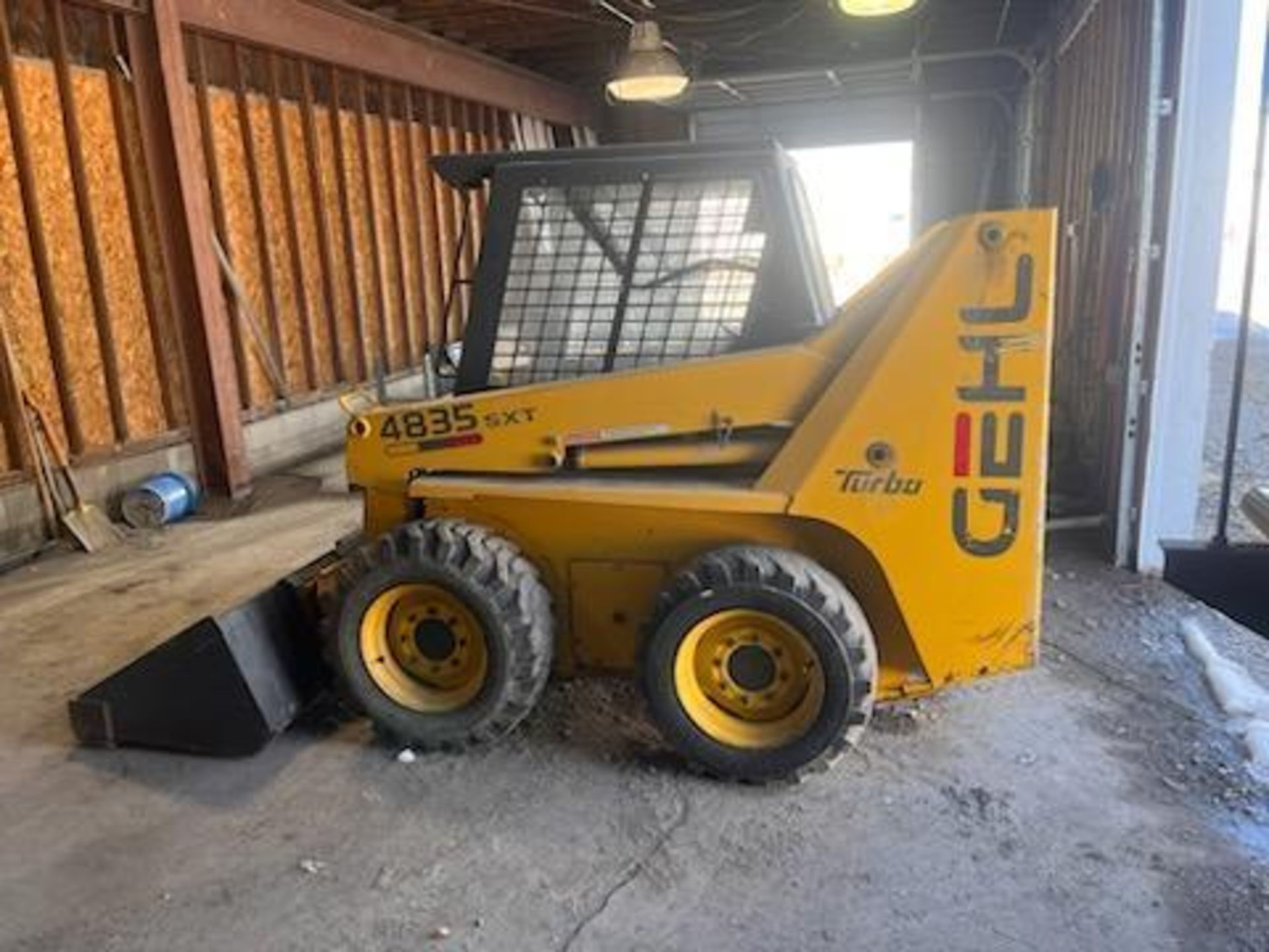 Gehl 4835SXT Skid-Steer, Model SL4835, S/N 400720, Diesel (Needs Repair)