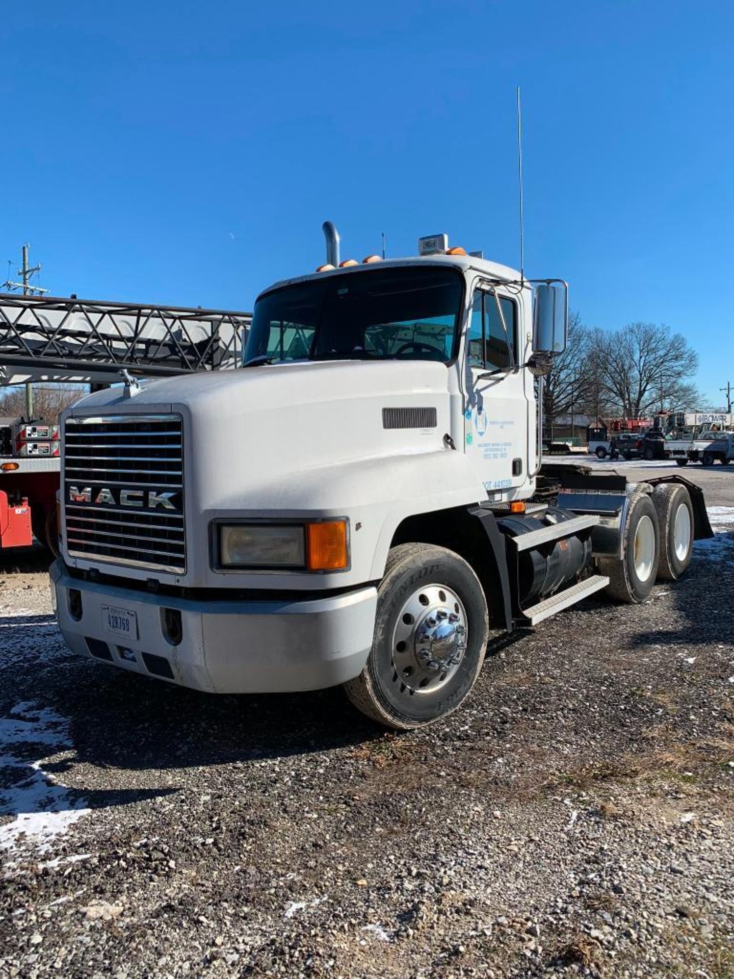 2000 Mack Tandem Axle Tractor, Mack EZ-400, S/N 9C0138, Eaton Fuller 13 ...