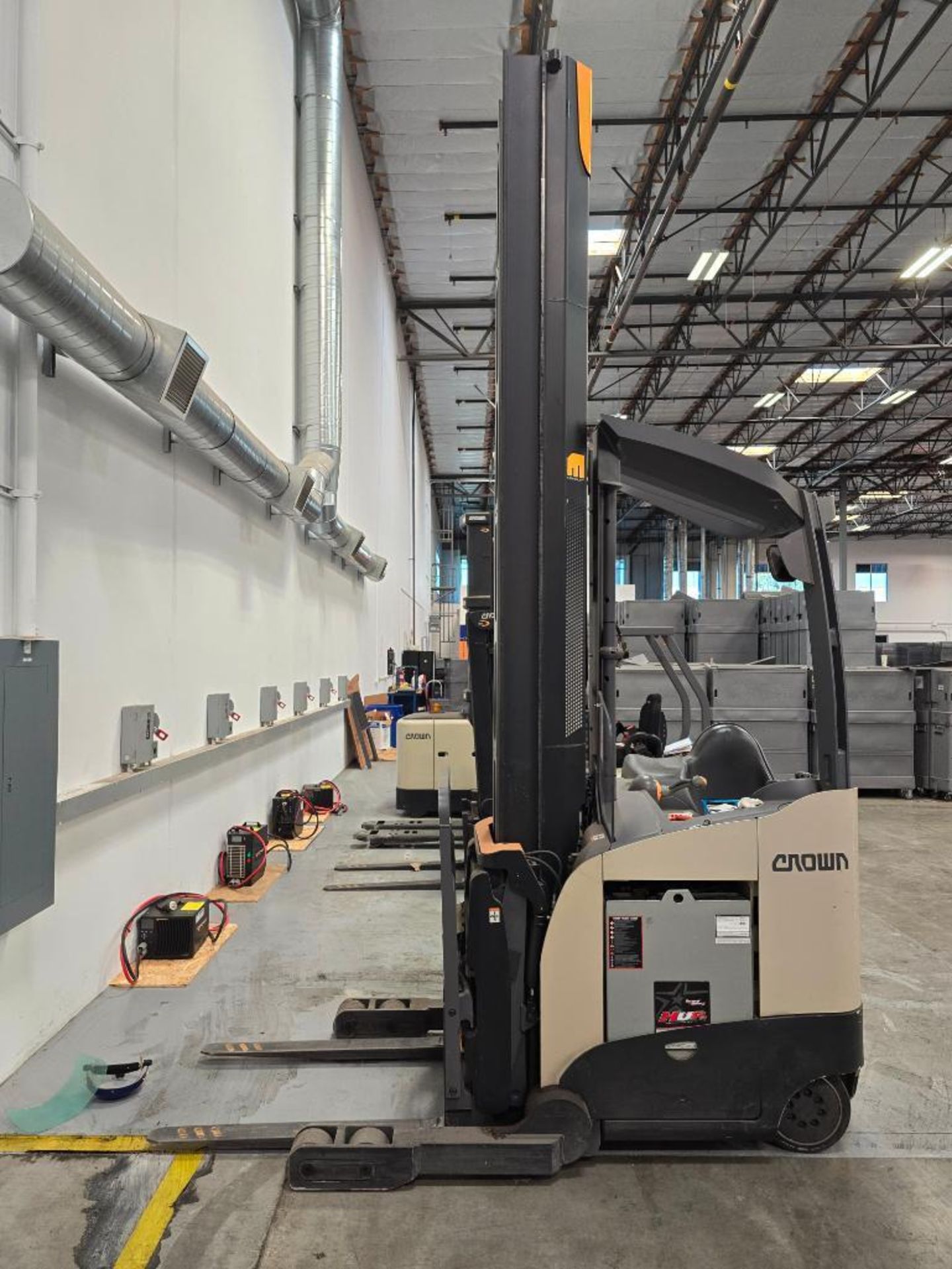 2017 Crown Monomast 4,500-LB. Capacity Reach Truck, Model: RM 6000 ...