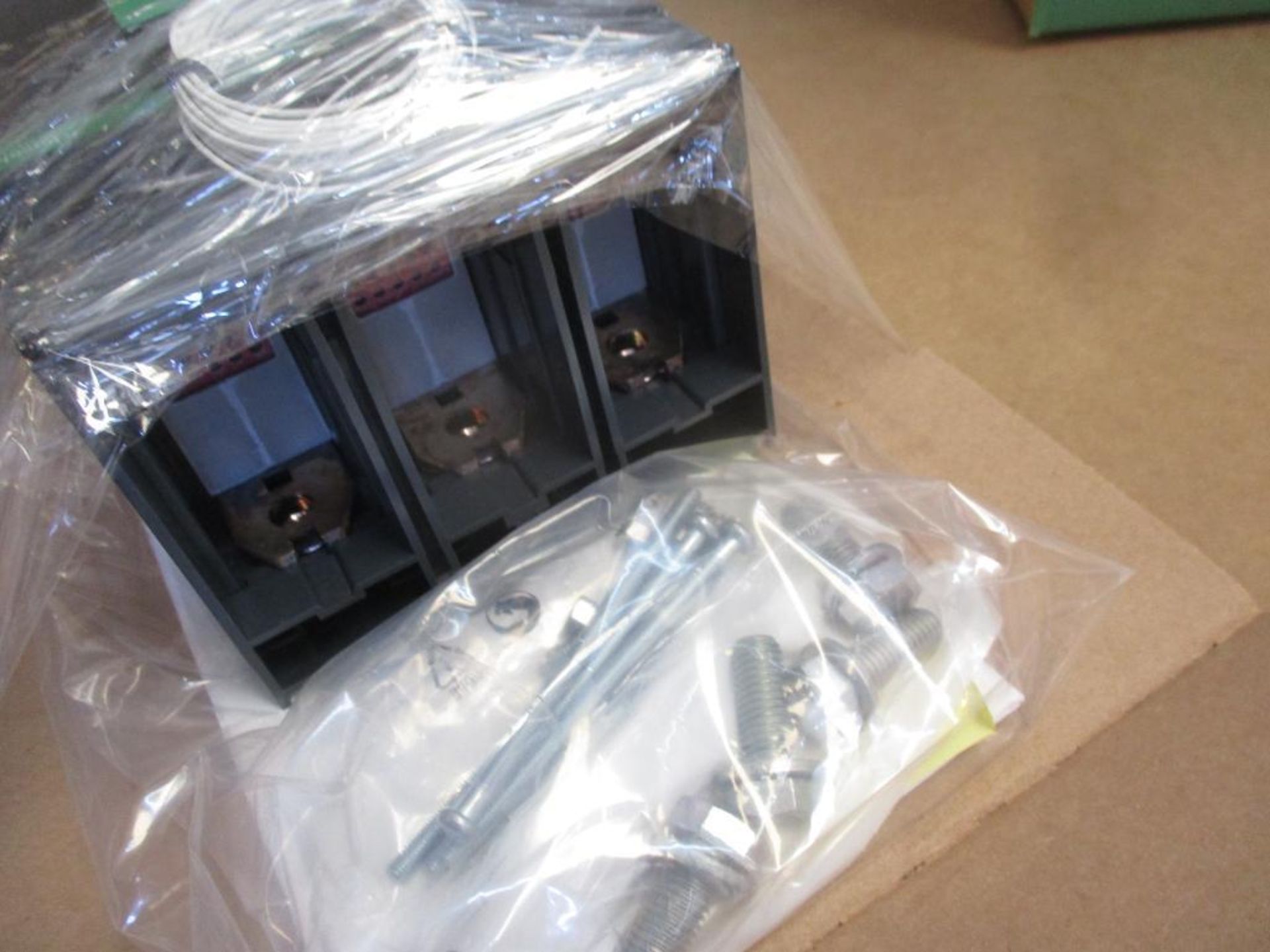 Square D 400 AMP Circuit Breaker, 556149P2, 3P, 400A, 600VAC, PowerPacT ...