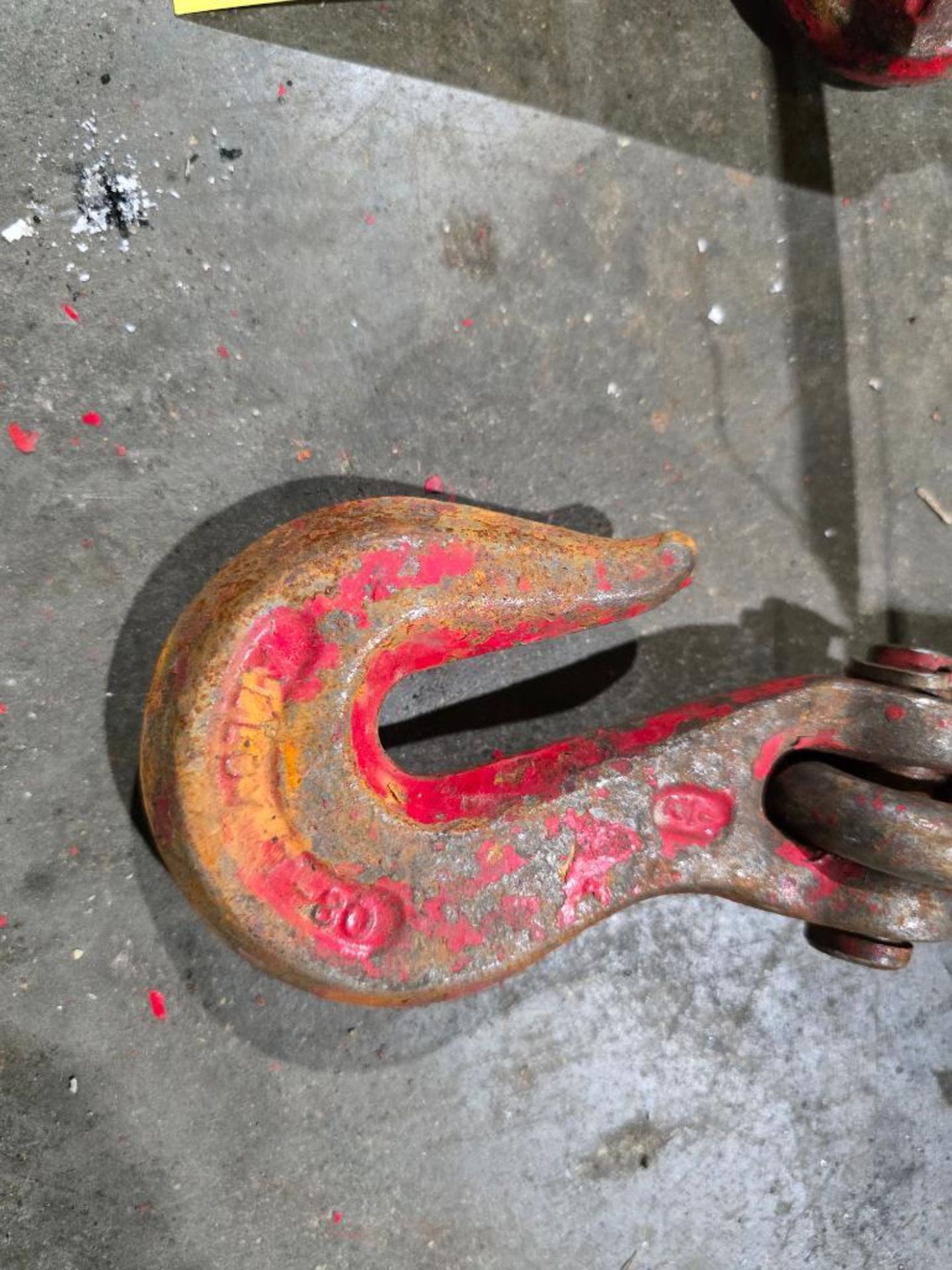 { Group of lots: 14, 15, 16 (P) } (2) 20' 3/8" Double Hook Chains