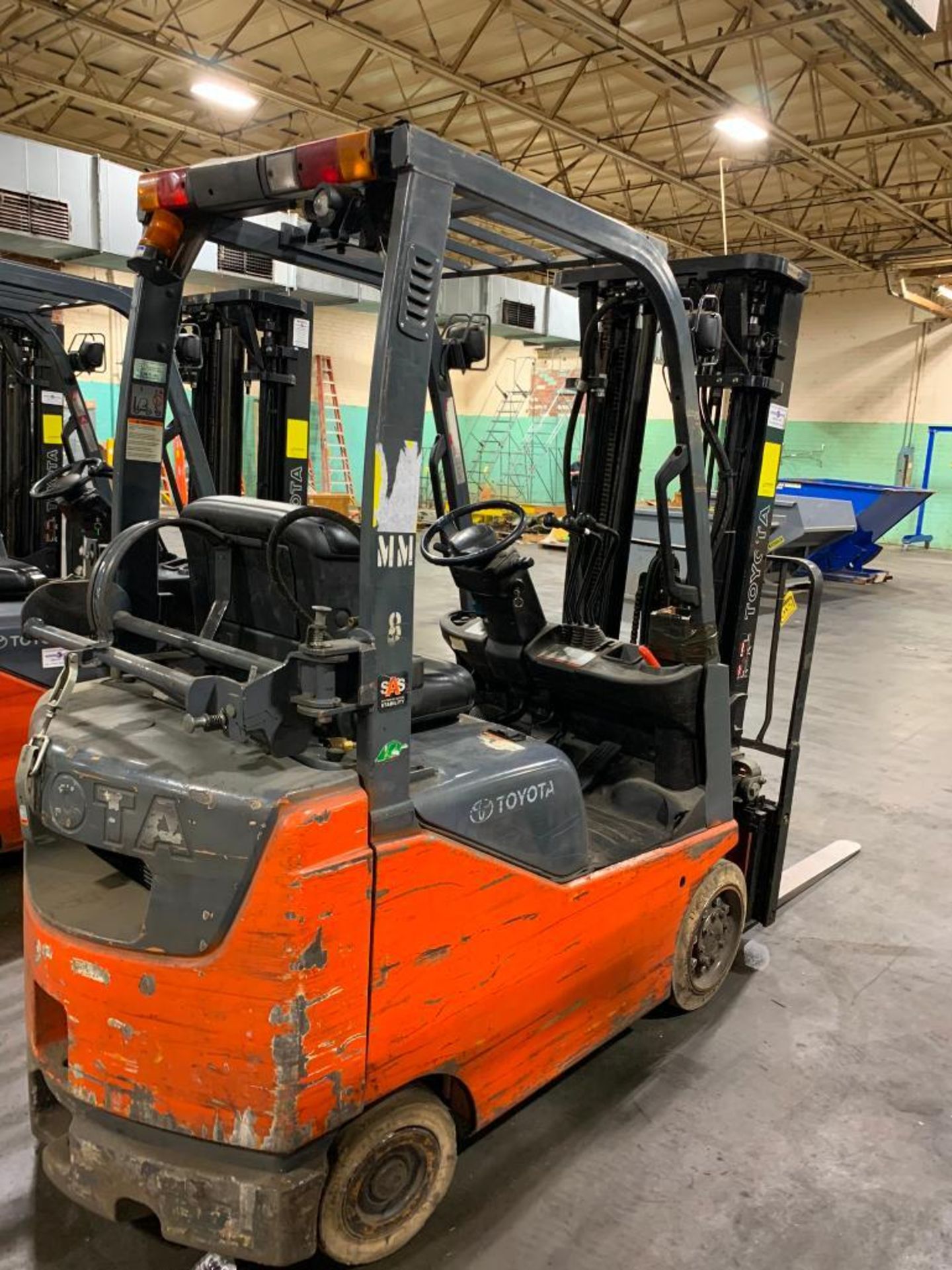 { Choice of lots: 643 } Toyota 3,000 LB. Capacity Forklift, Model ...