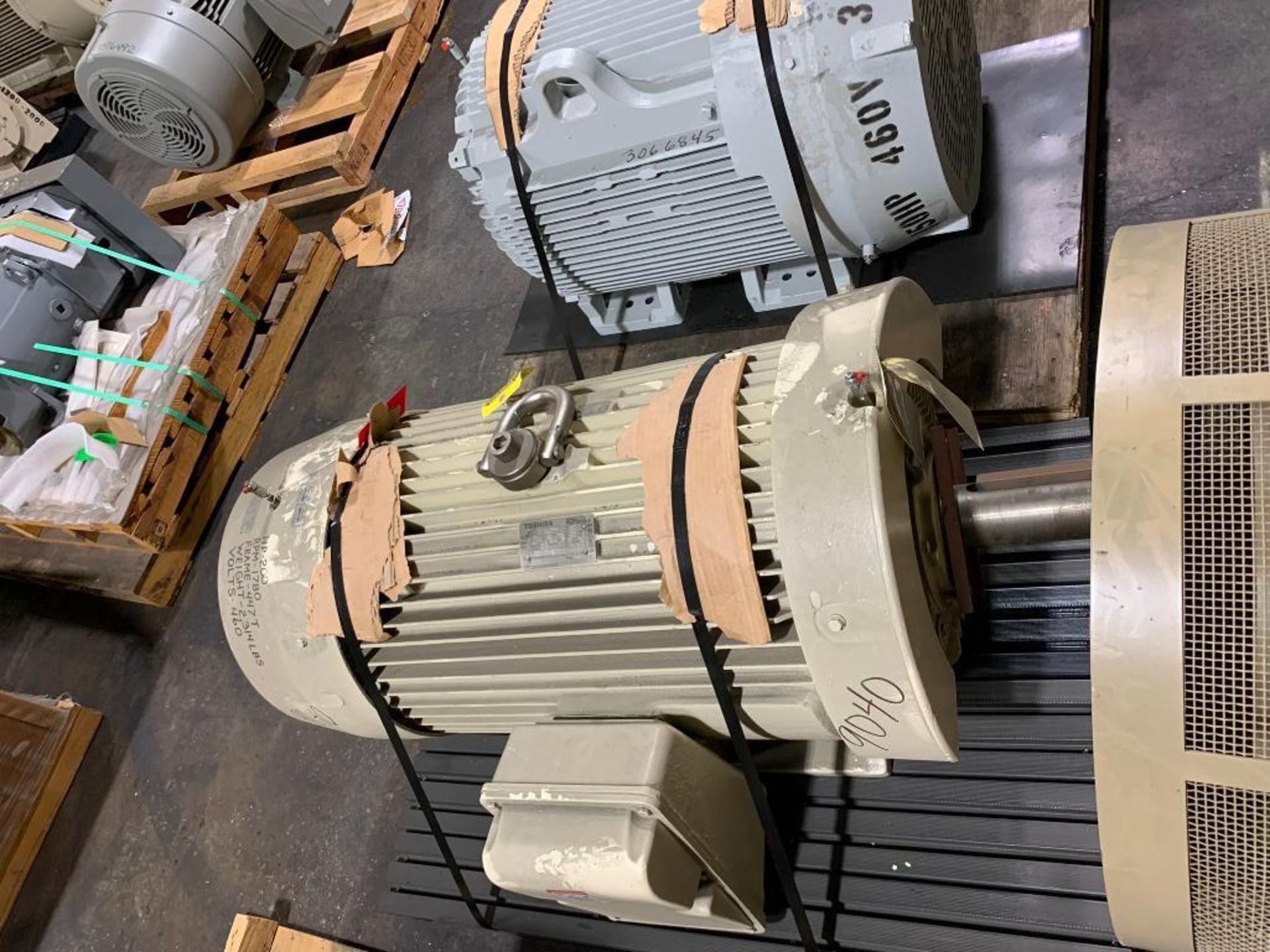{ Choice of lots: 105 } Toshiba 200-HP Electric Motor, 1780 RPM, 460 V ...