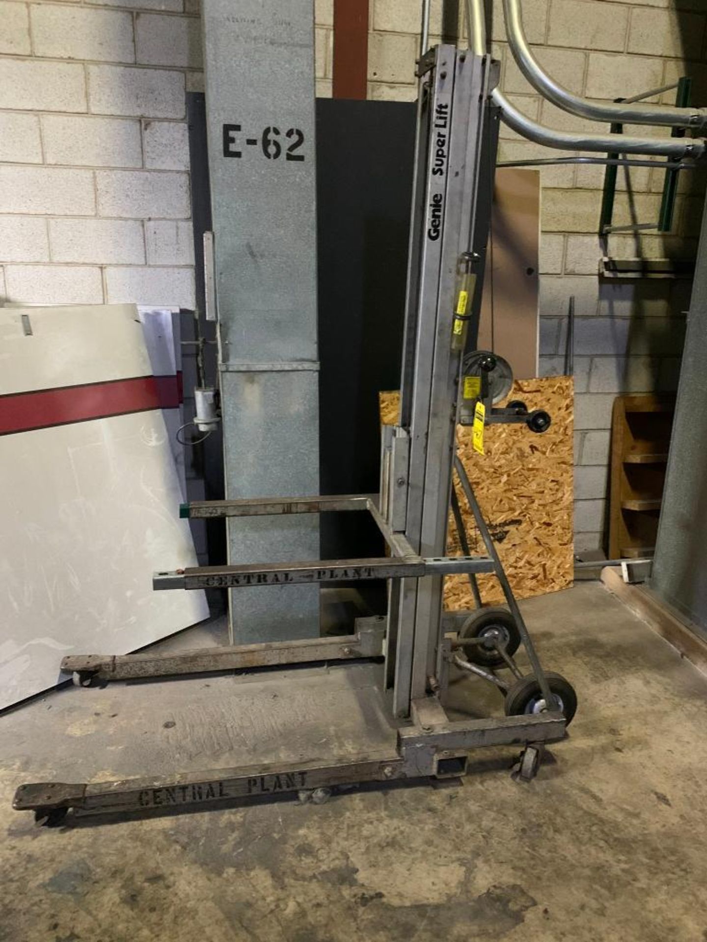 Genie Super Lift, Model SL-12, 650 LB. Capacity, S/N 882-8605