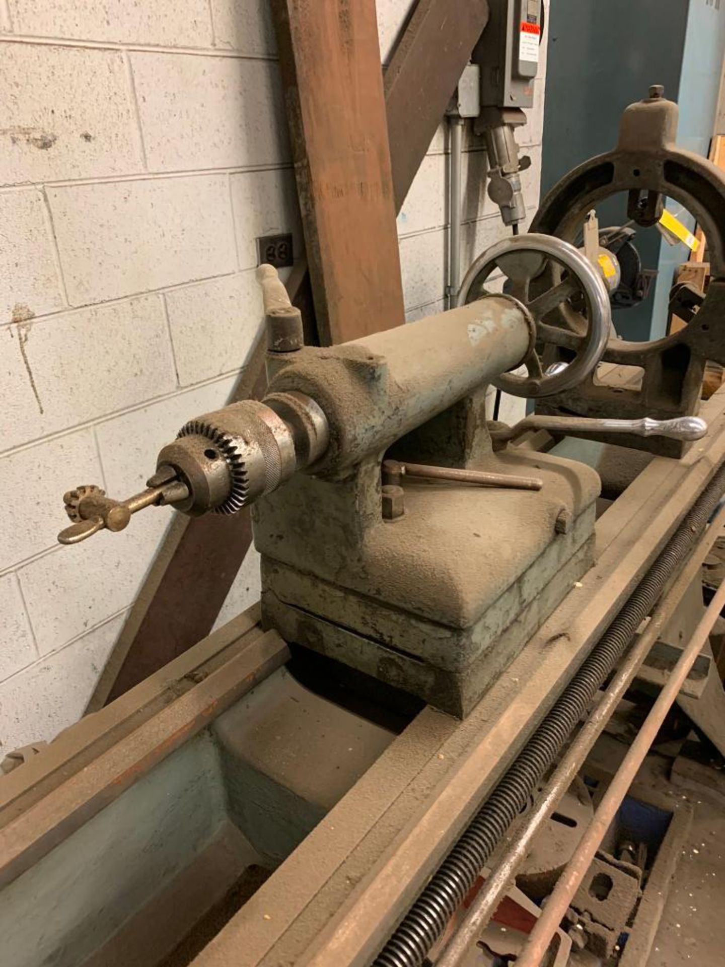 LeBlond Engine Lathe, 10" 3-Jaw Chuck, Cross-Slide, Tailstock w/ Drill ...