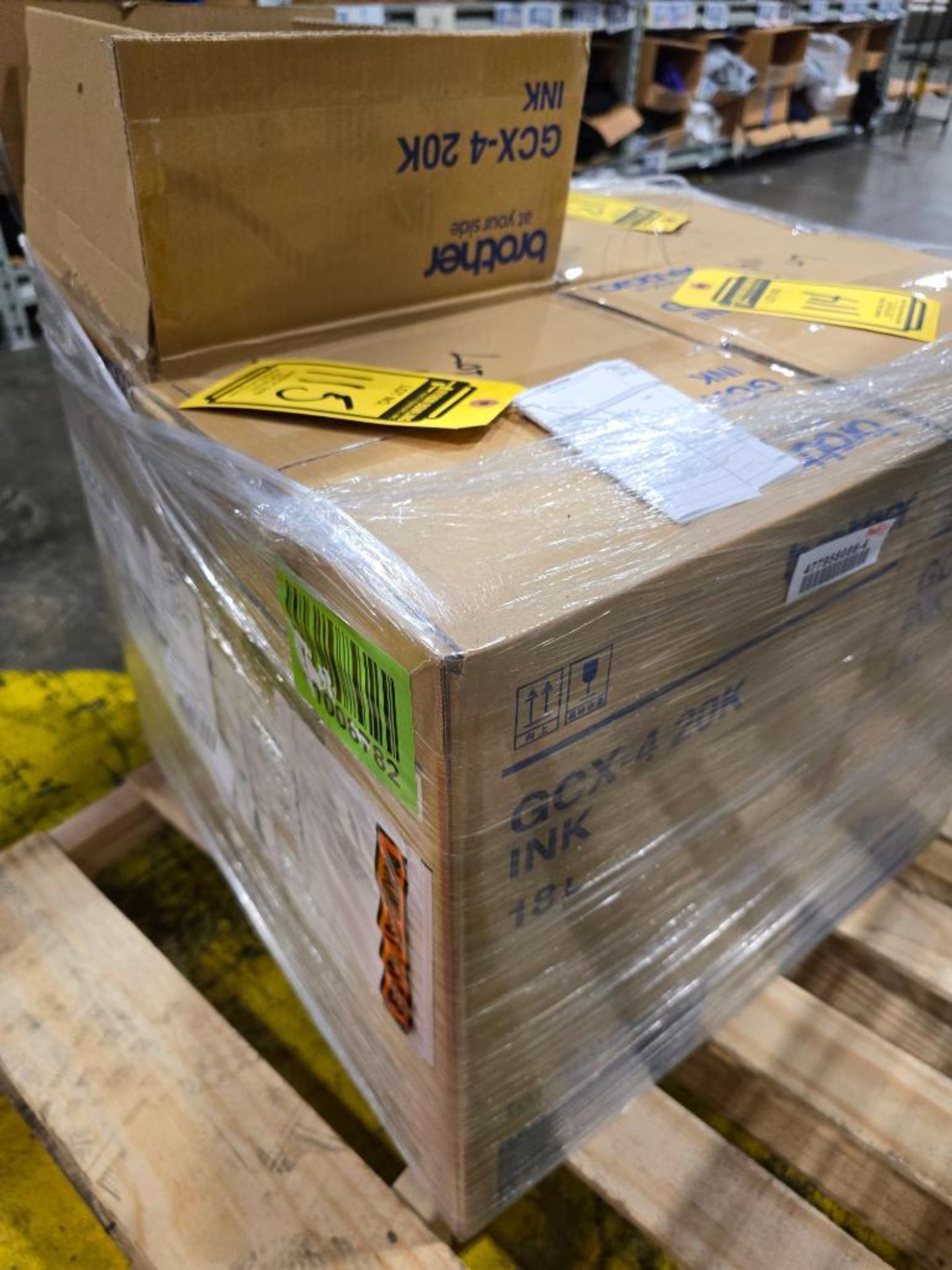 { Group of lots: 113, 114, 115 (P) } Brother GCX-4 20K Blue Ink, 18 ...