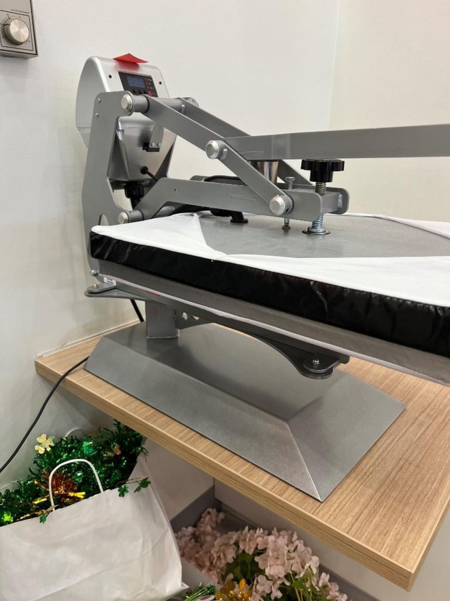 Hotronix STX-20 Thermal Transfer Heat Press (Location: 2921 District ...