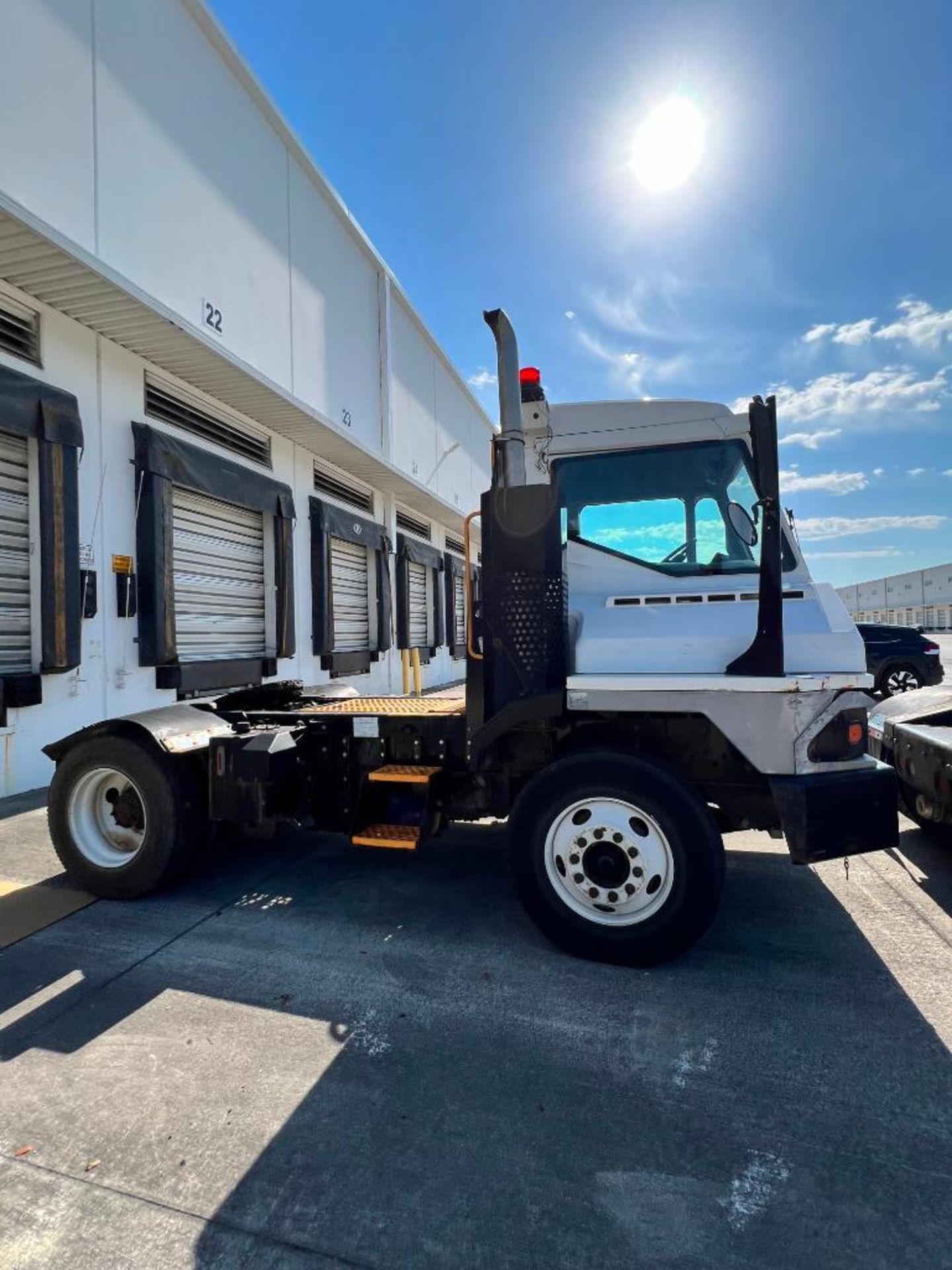 2017 Kalmar Ottawa T2 4X2 Spotter Truck/ Terminal Tractor, S/N 345534 ...