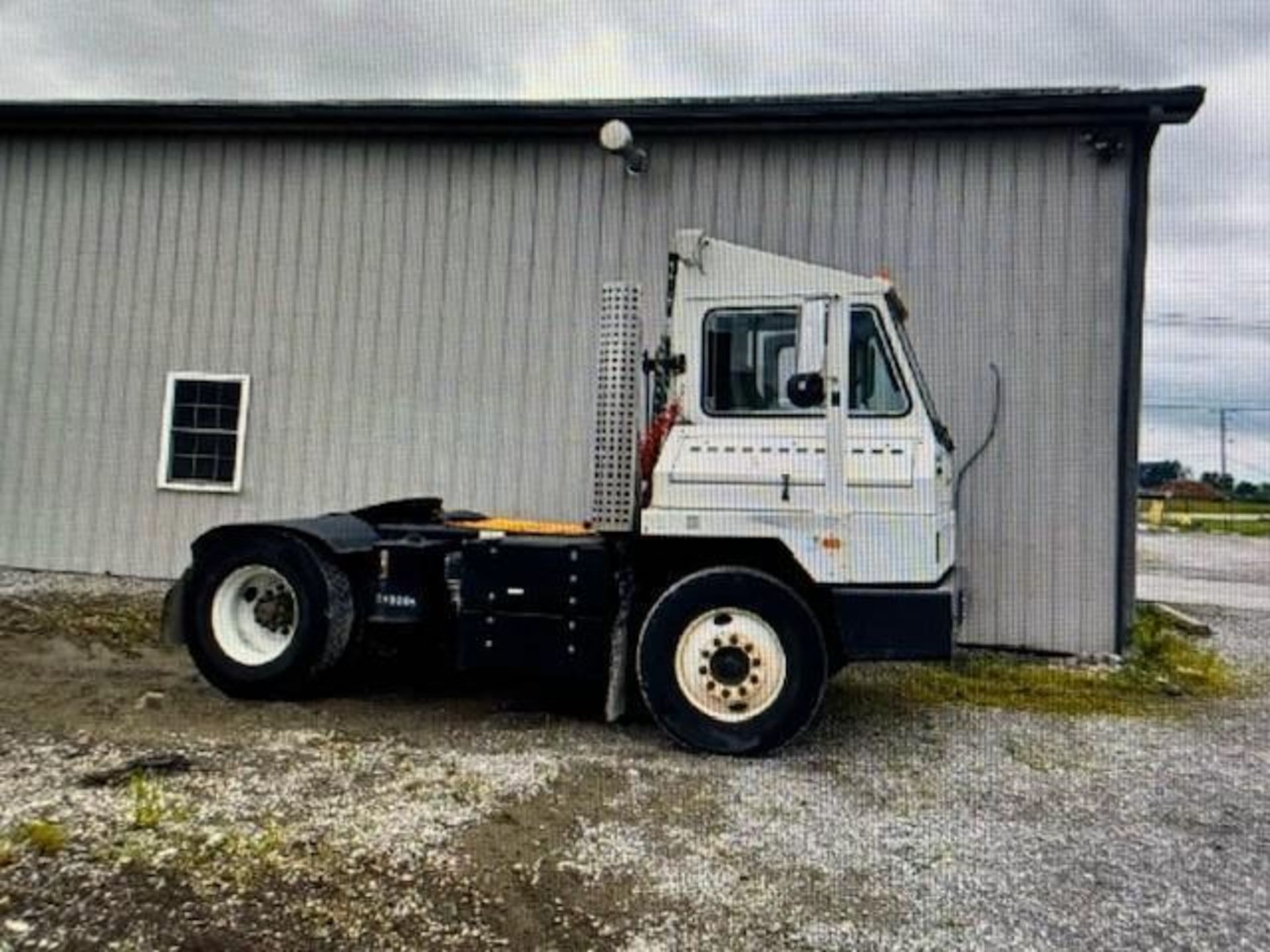 2015 Kalmar Ottawa Yard Spotter Truck, Model T2 4X2, S/N 339658 ...
