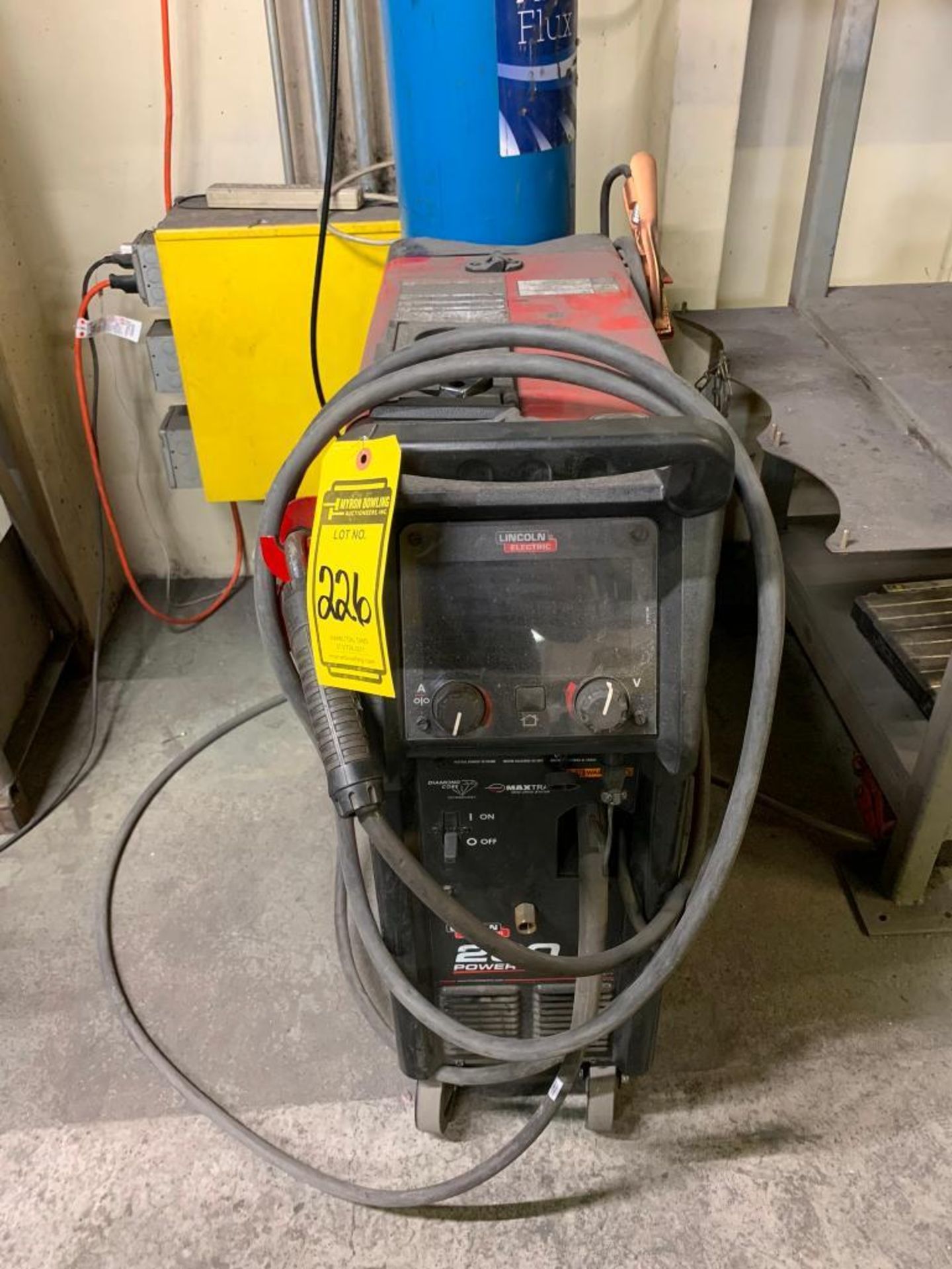 Lincoln Electric Power Mig 260 Welder, S/N M3211207236 (No Cylinder)