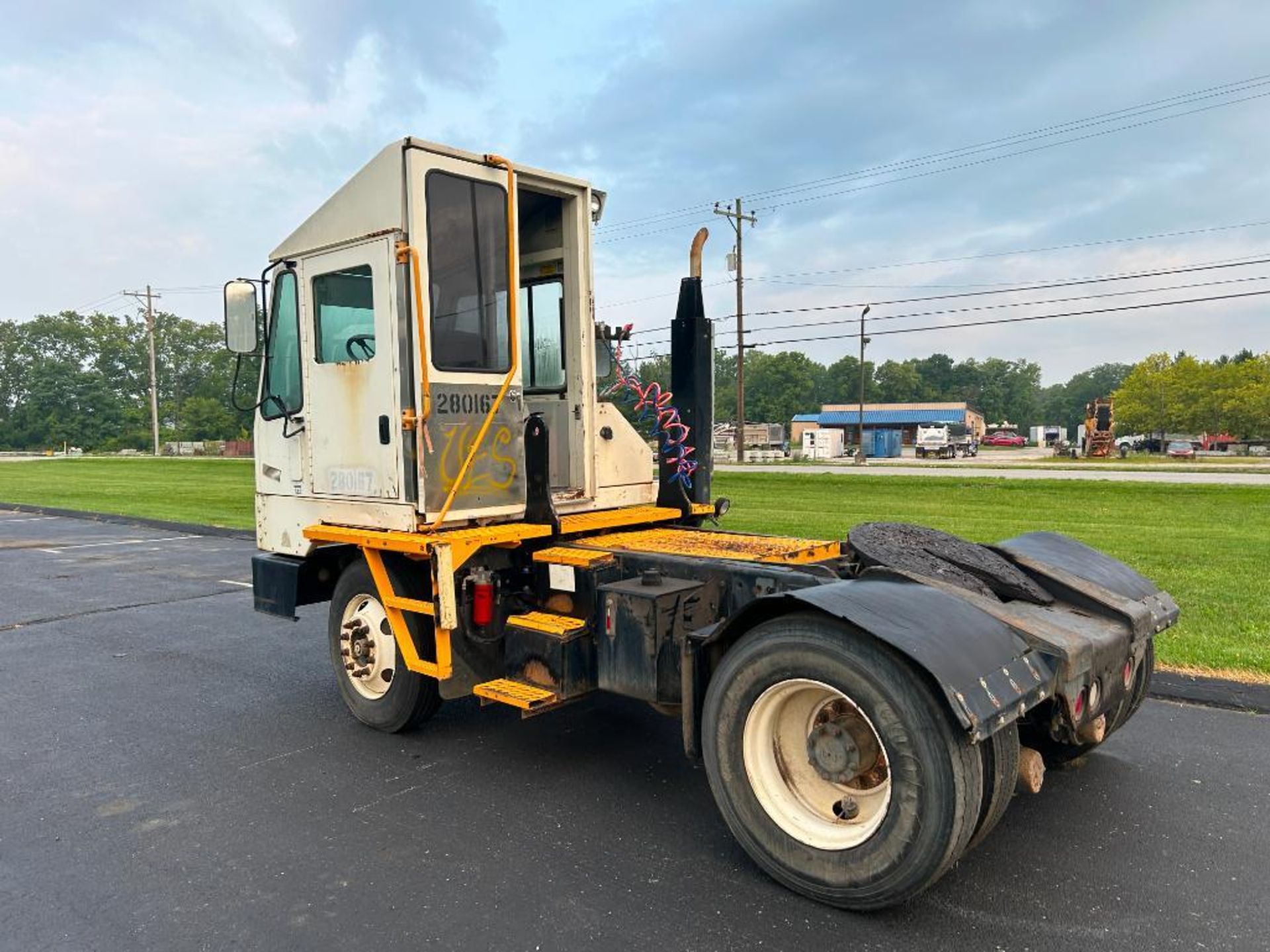 2015 Kalmar Ottawa Spotter Truck/ Terminal Tractor, Model 4X2, S/N ...