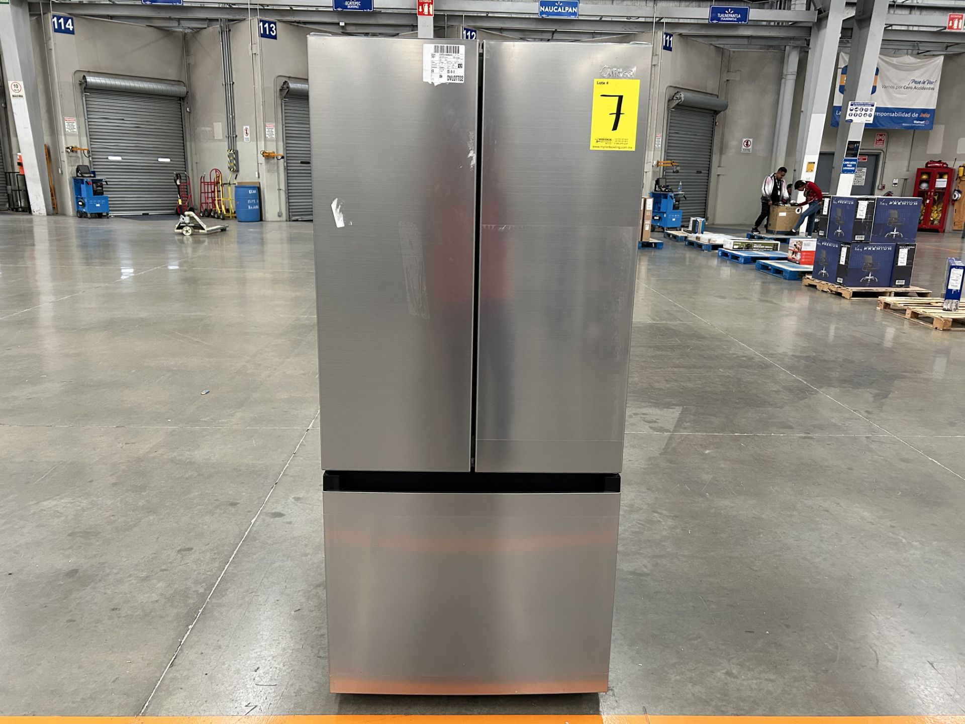 Lote de 1 refrigerador Marca MIDEA, Modelo MDRF700FGM46, Serie 440200 ...