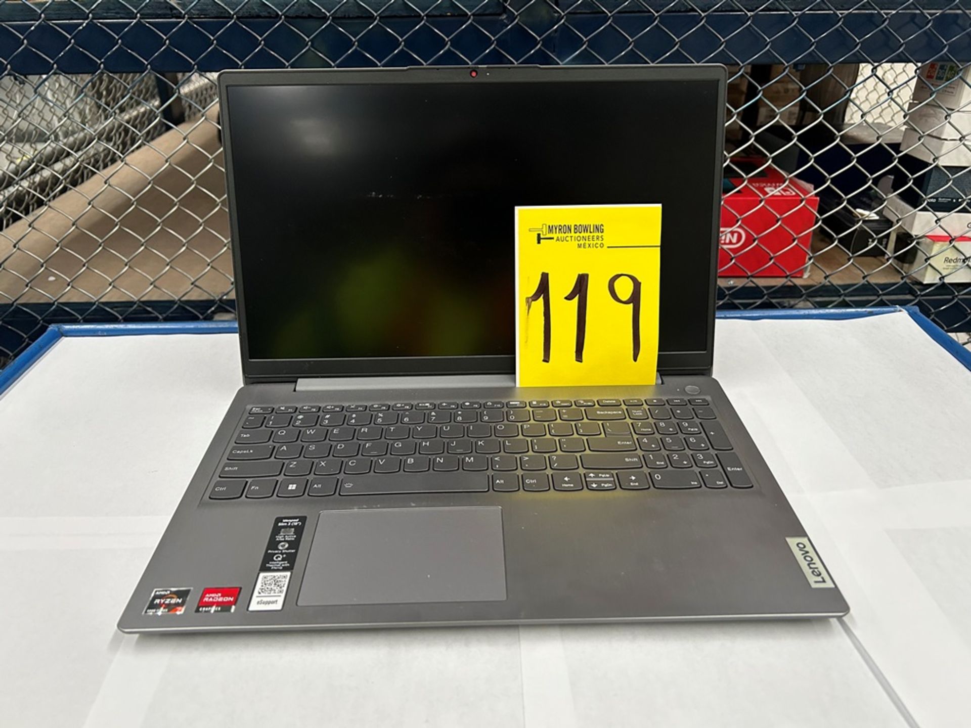 Laptop Marca LENOVO, Modelo SLIM 3 82KU024GIN, Con capacidad de 512 GB ...