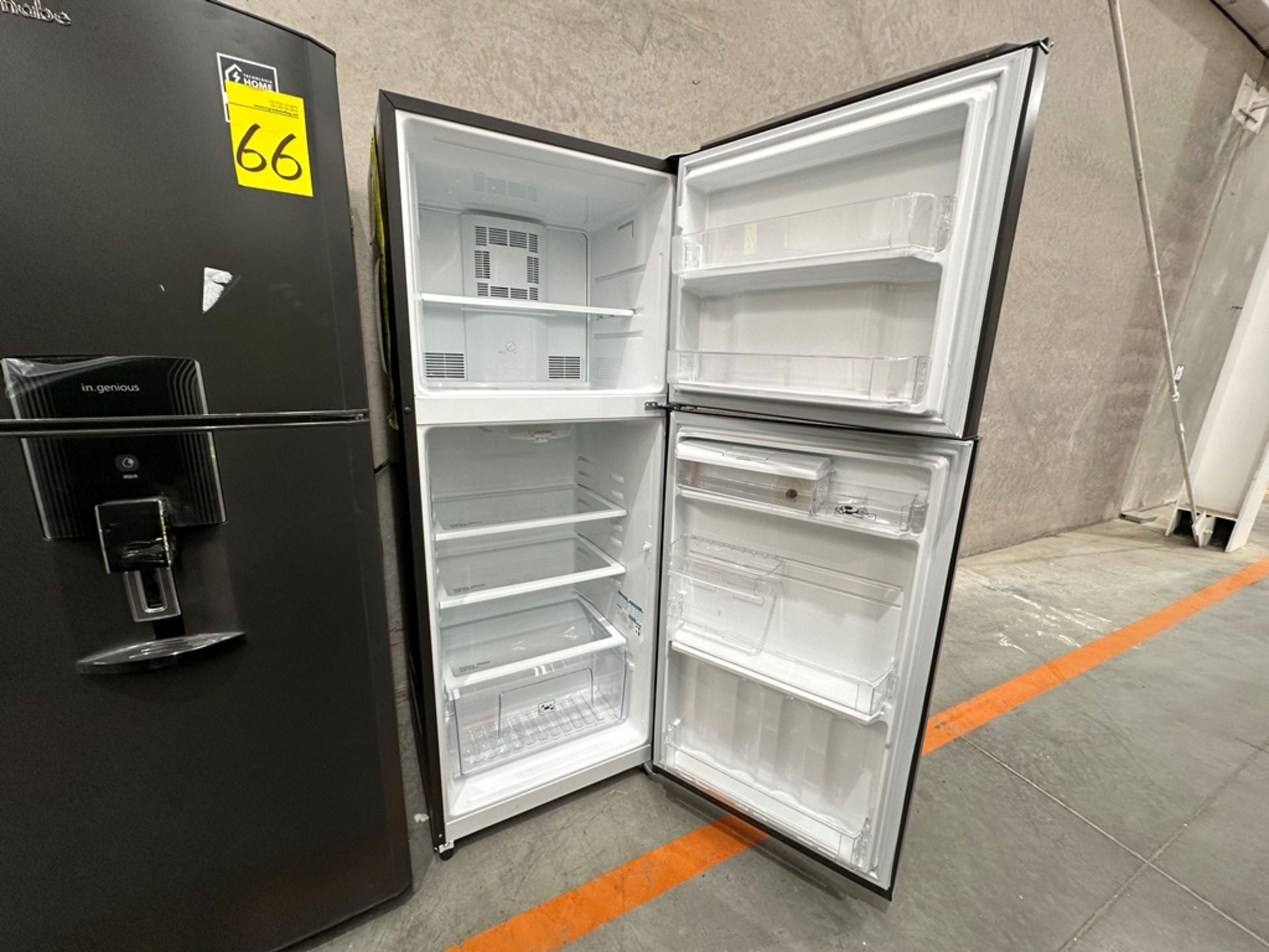 Lote de 2 refrigeradores contiene: 1 refrigerador con dispensador de ...