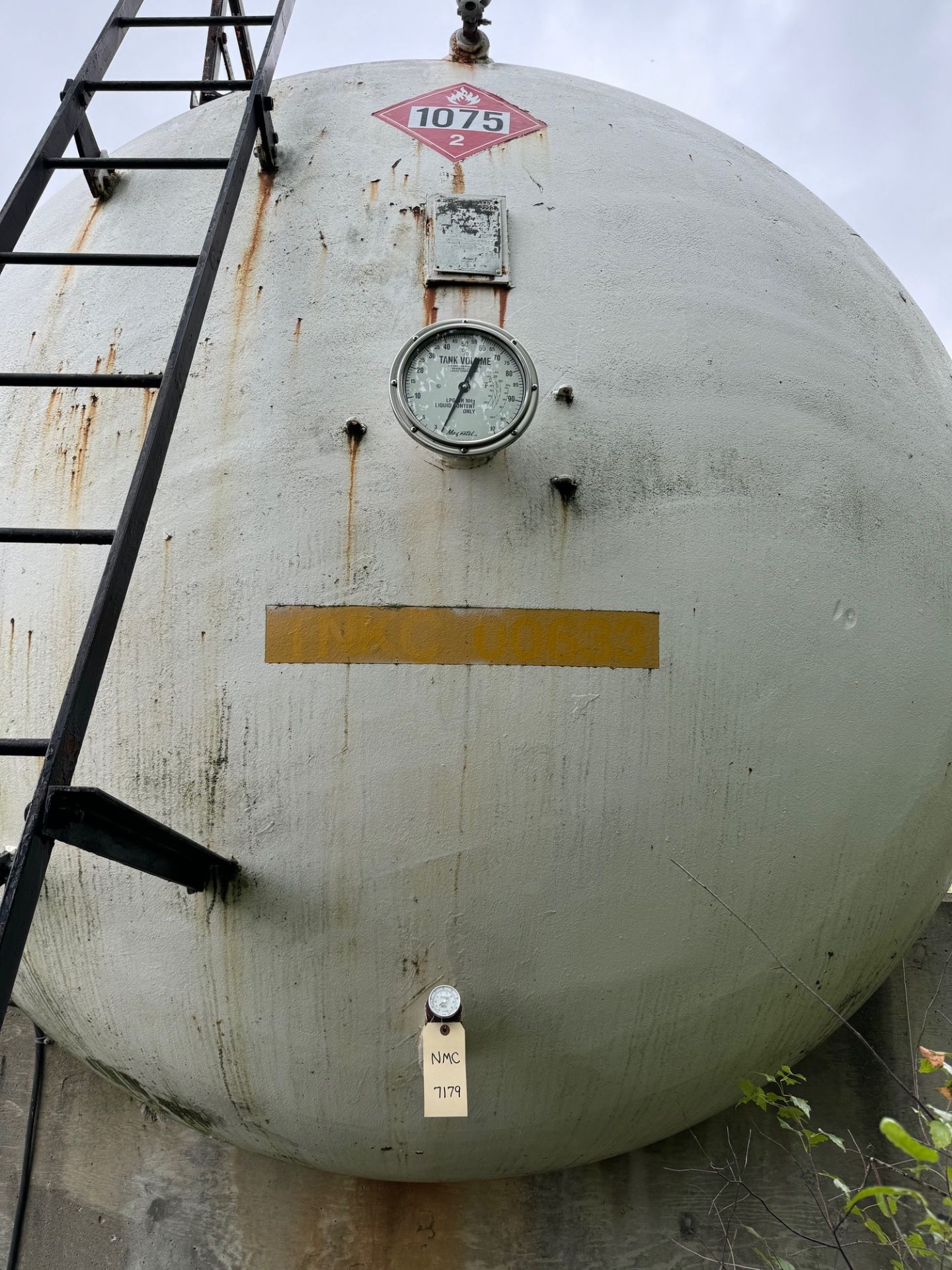 (Ref 7179) 30000 Gallon Propane Tank - NB 2222 | Required Rigging and ...