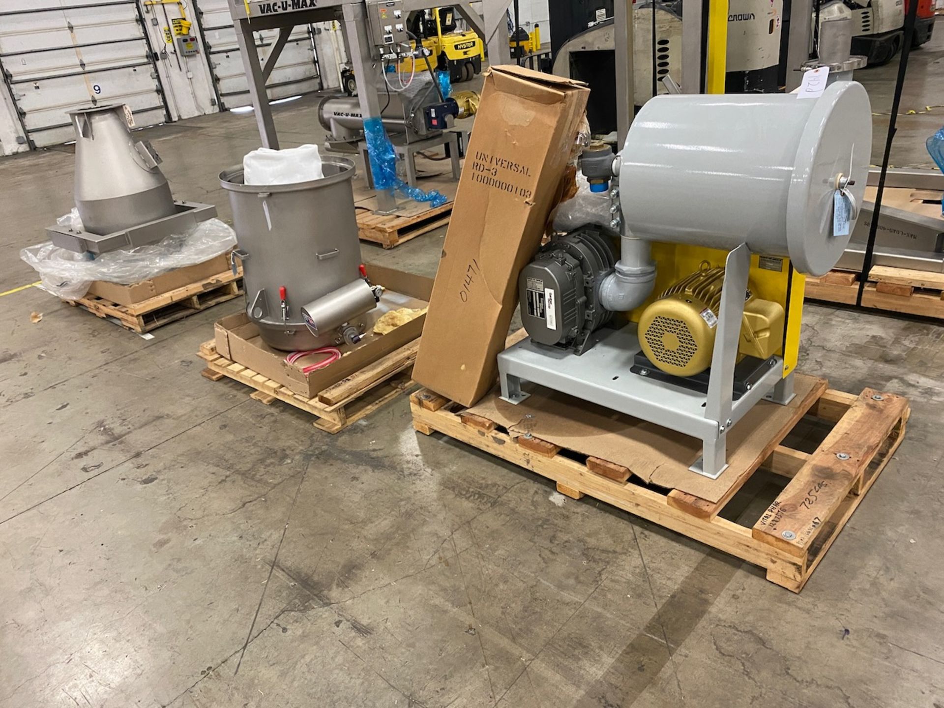 Vac-U-Max Vacuum System, With Cyclone, S/N 1287838 | Required Rigging ...